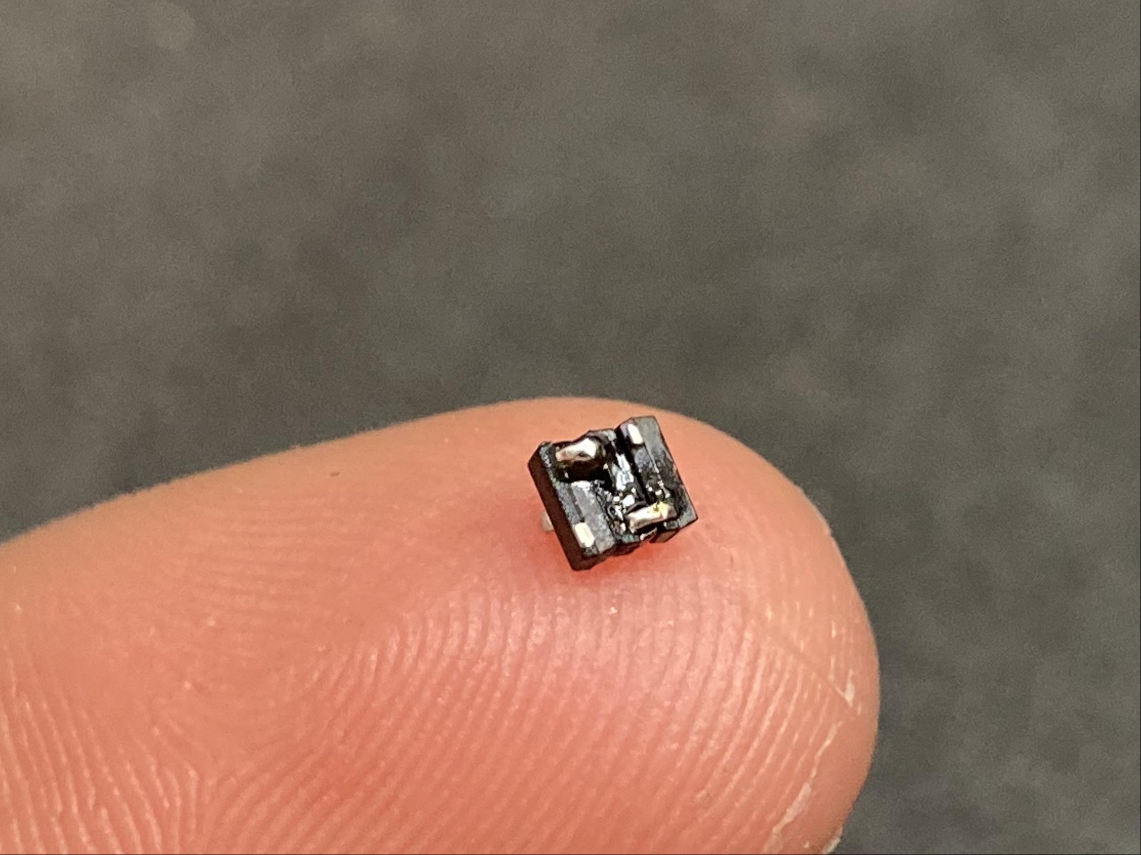 Tiny, Solar Powered, Light Seeking BEAM Bot (Mini Photopopper) : 18 ...