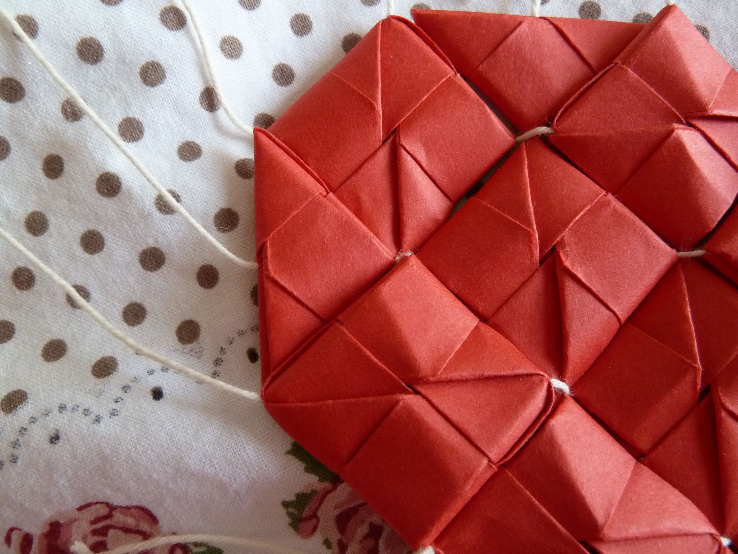 Paper Heart Decorations : 16 Steps (with Pictures) - Instructables