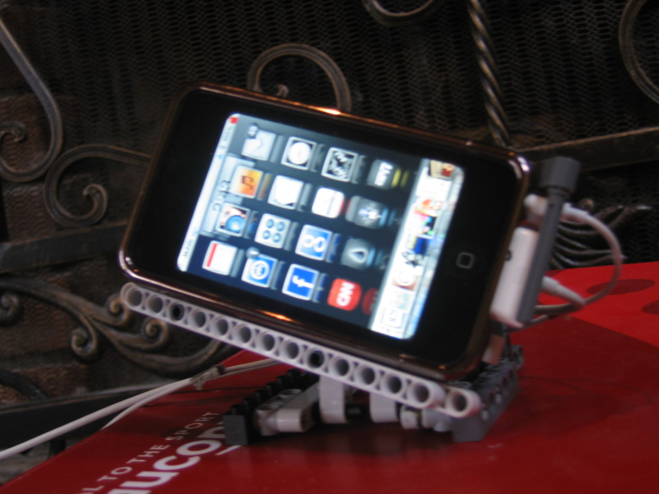 Elegant IPod Lego Stand : 5 Steps - Instructables