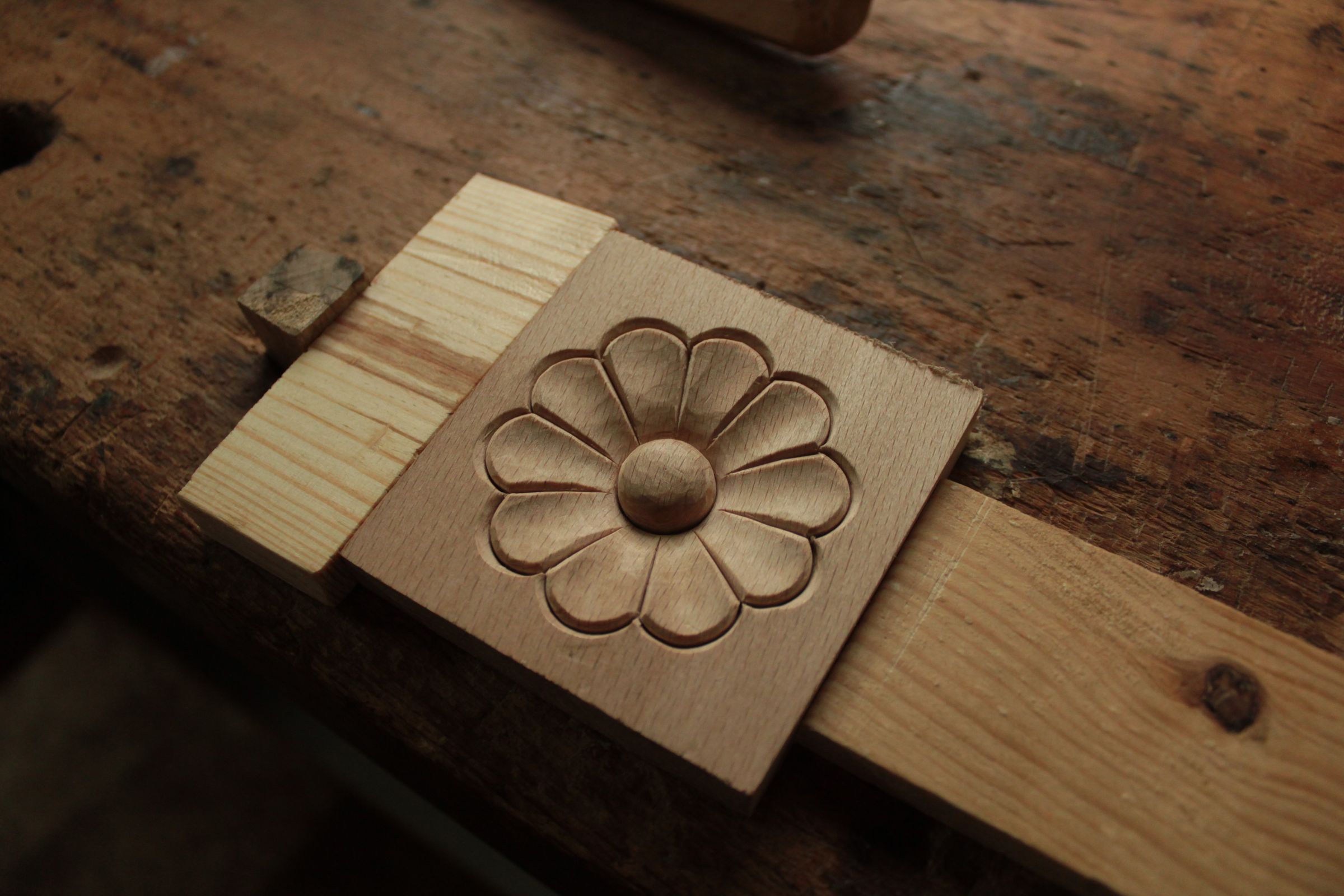 Simple Wood Carving Flower