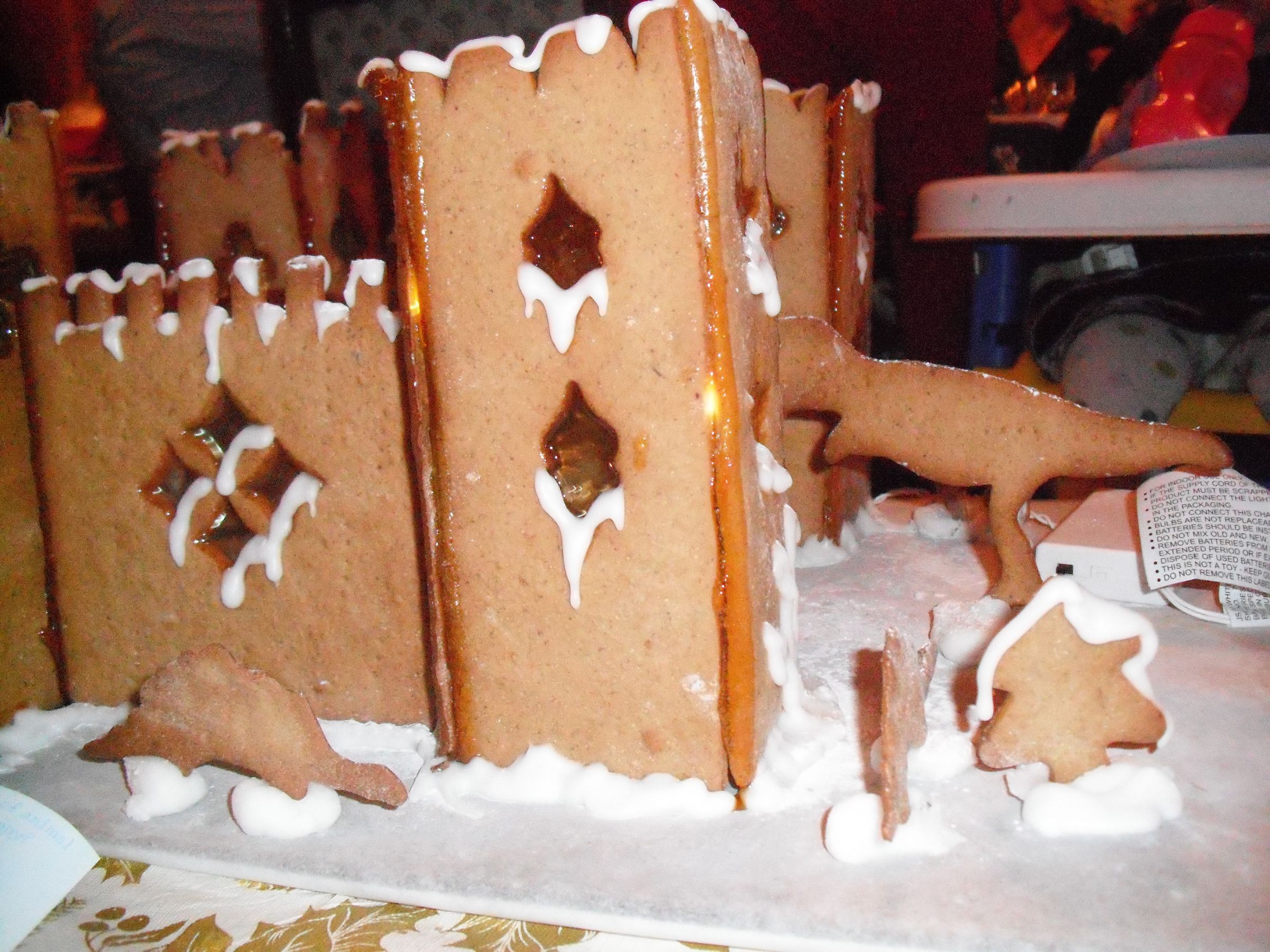 Gingerbread (Pepperkake) Castle : 7 Steps (with Pictures) - Instructables
