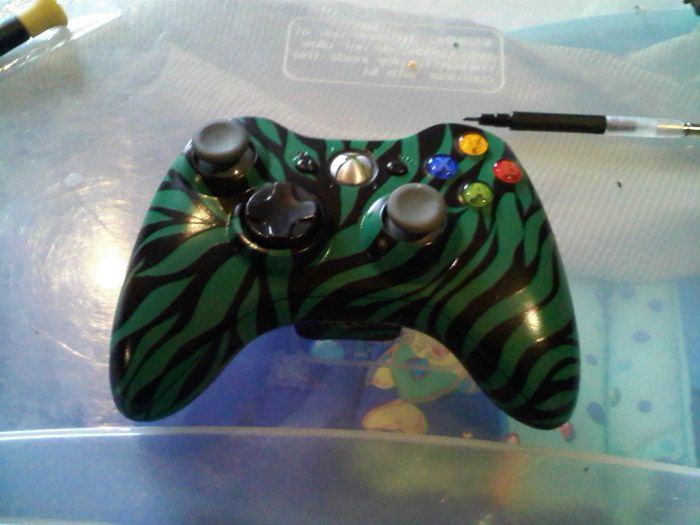 How to Paint Your XBox360 Controller! : 8 Steps - Instructables