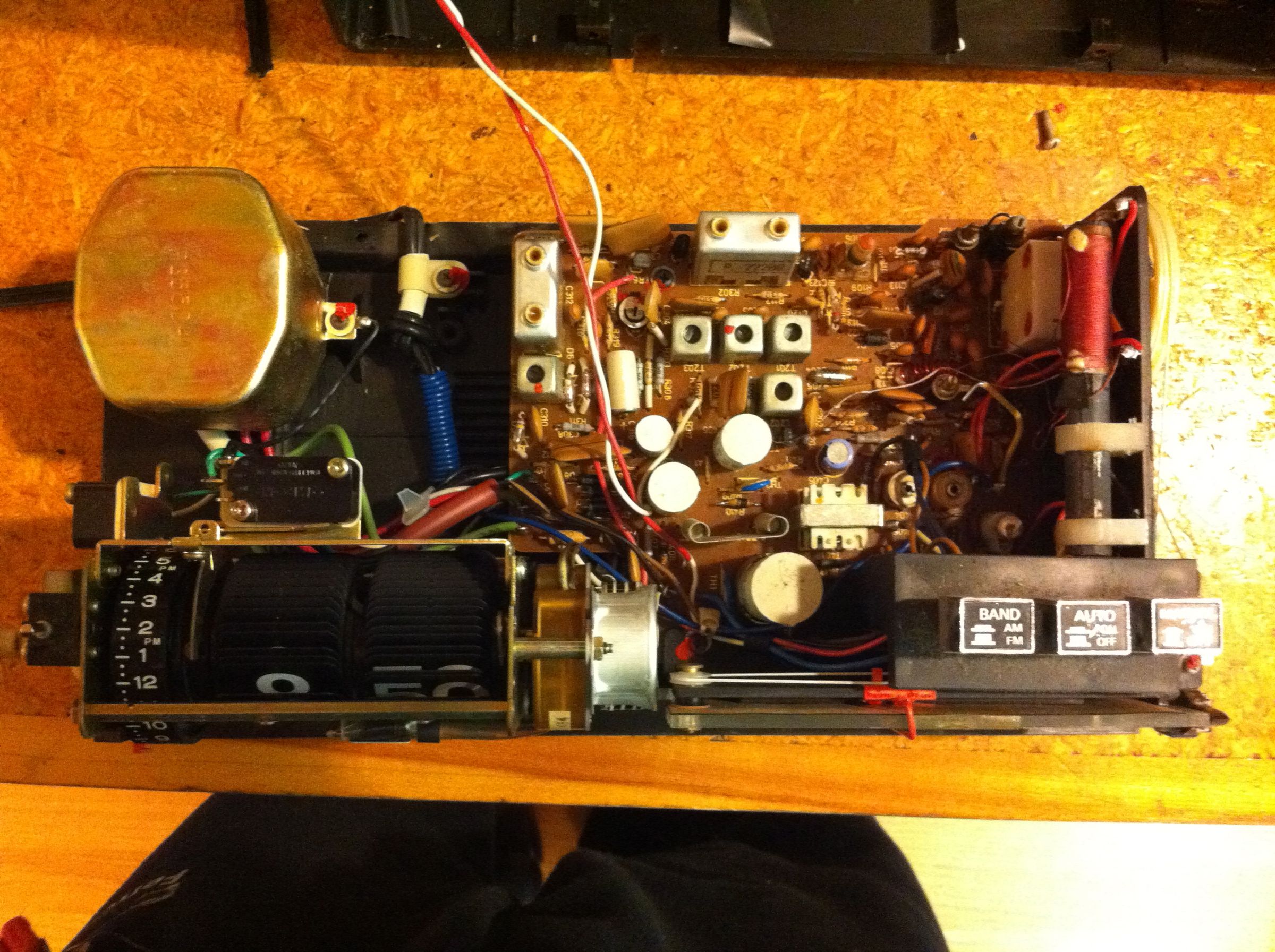 Cool Exposed Retro Flip Clock : 7 Steps (with Pictures) - Instructables