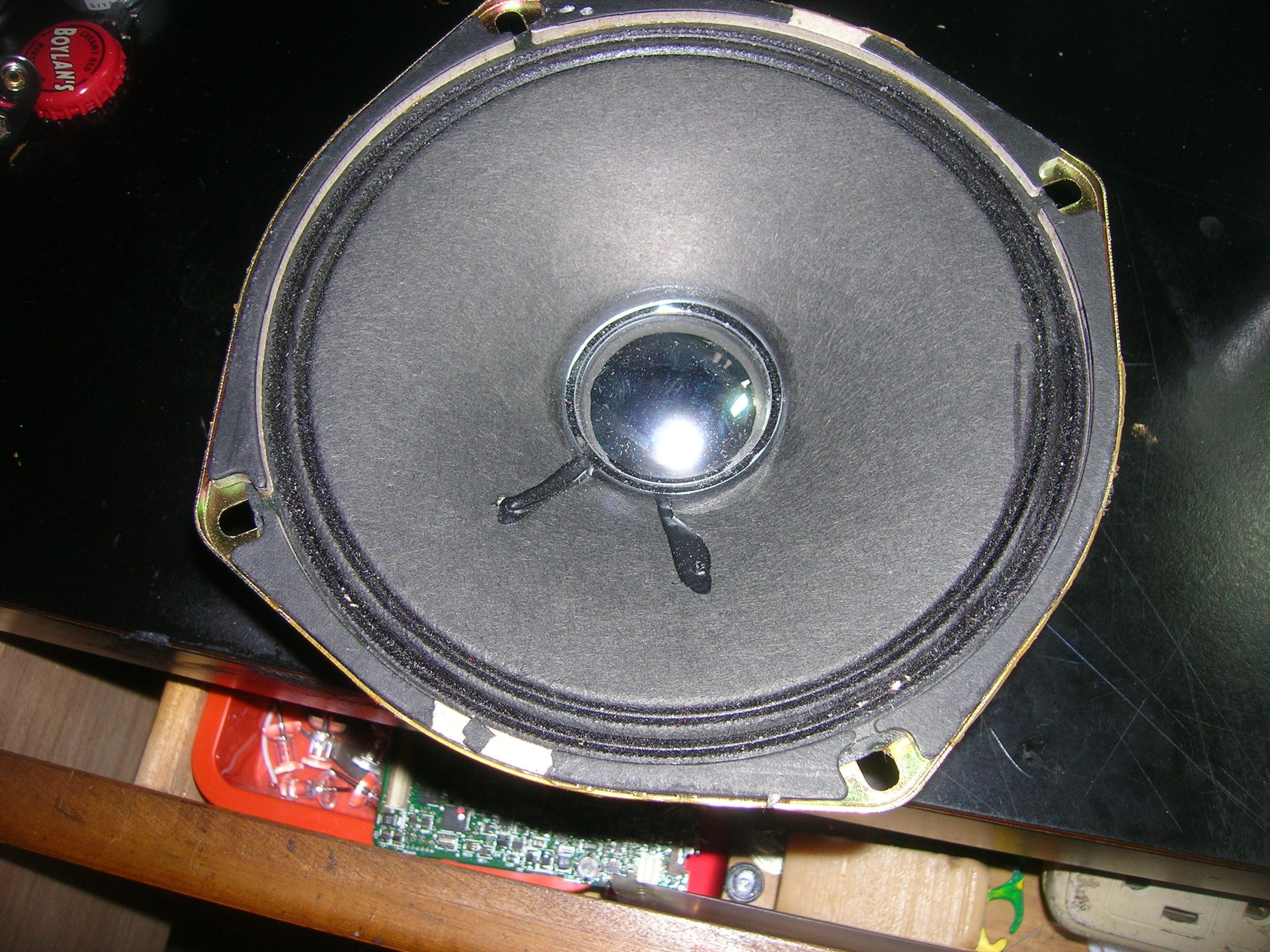 Ipod Speaker : 4 Steps - Instructables