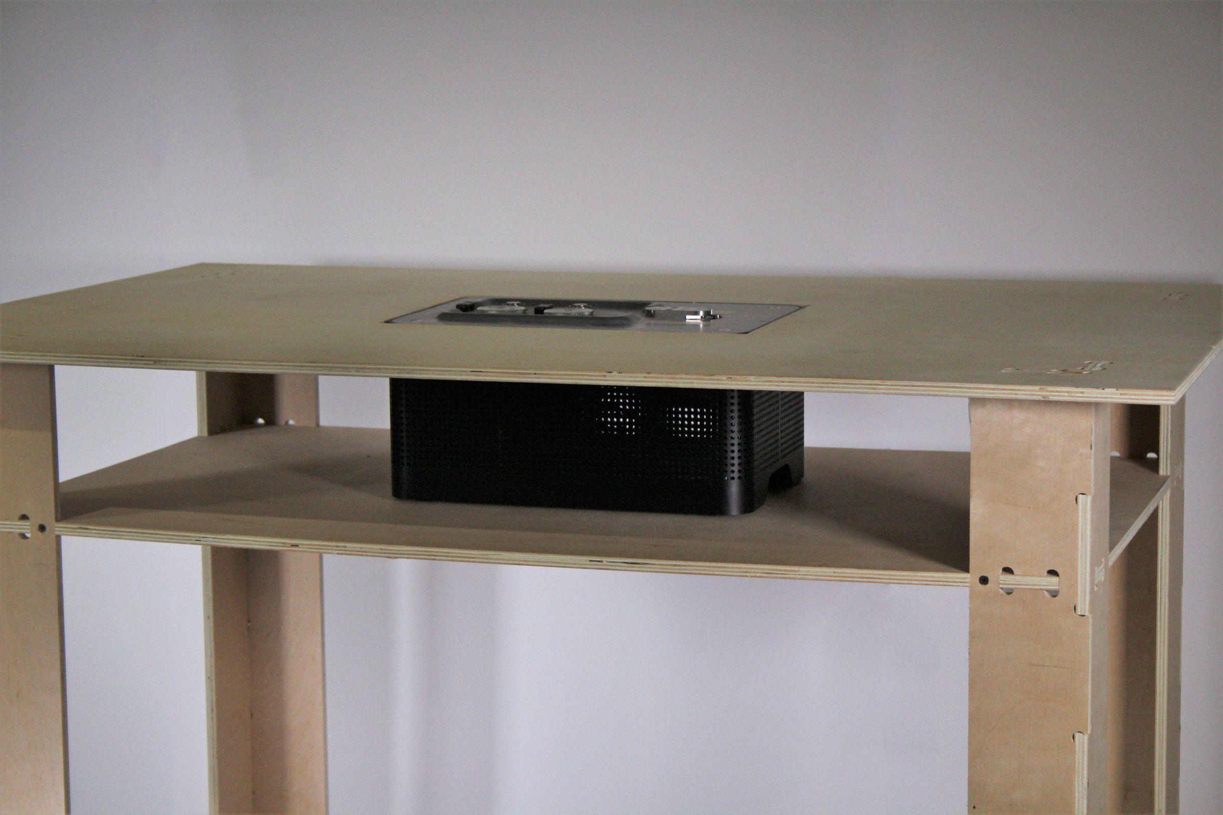 DIWire Table : 3 Steps (with Pictures) - Instructables