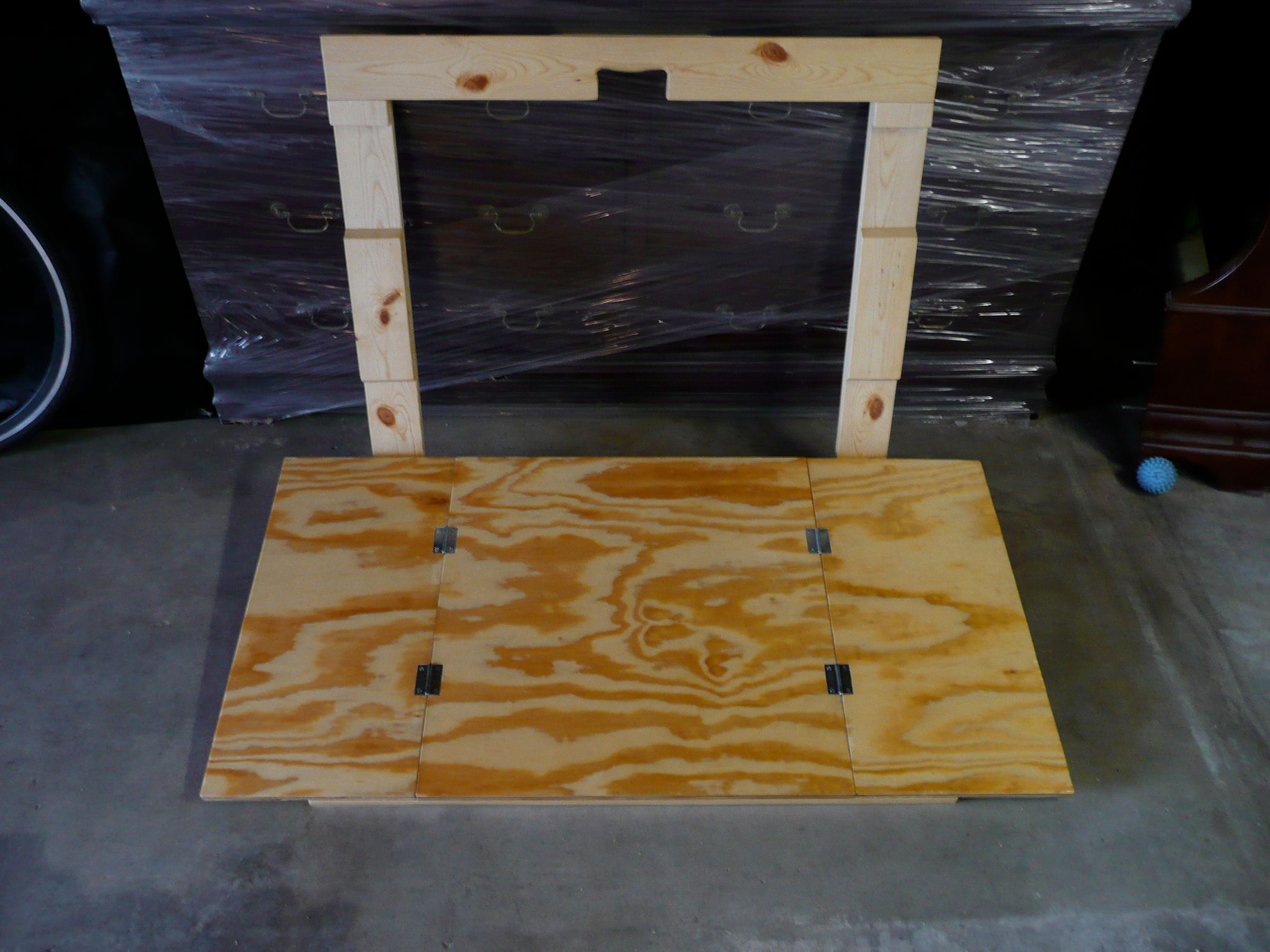 Collapsible Desk : 13 Steps - Instructables