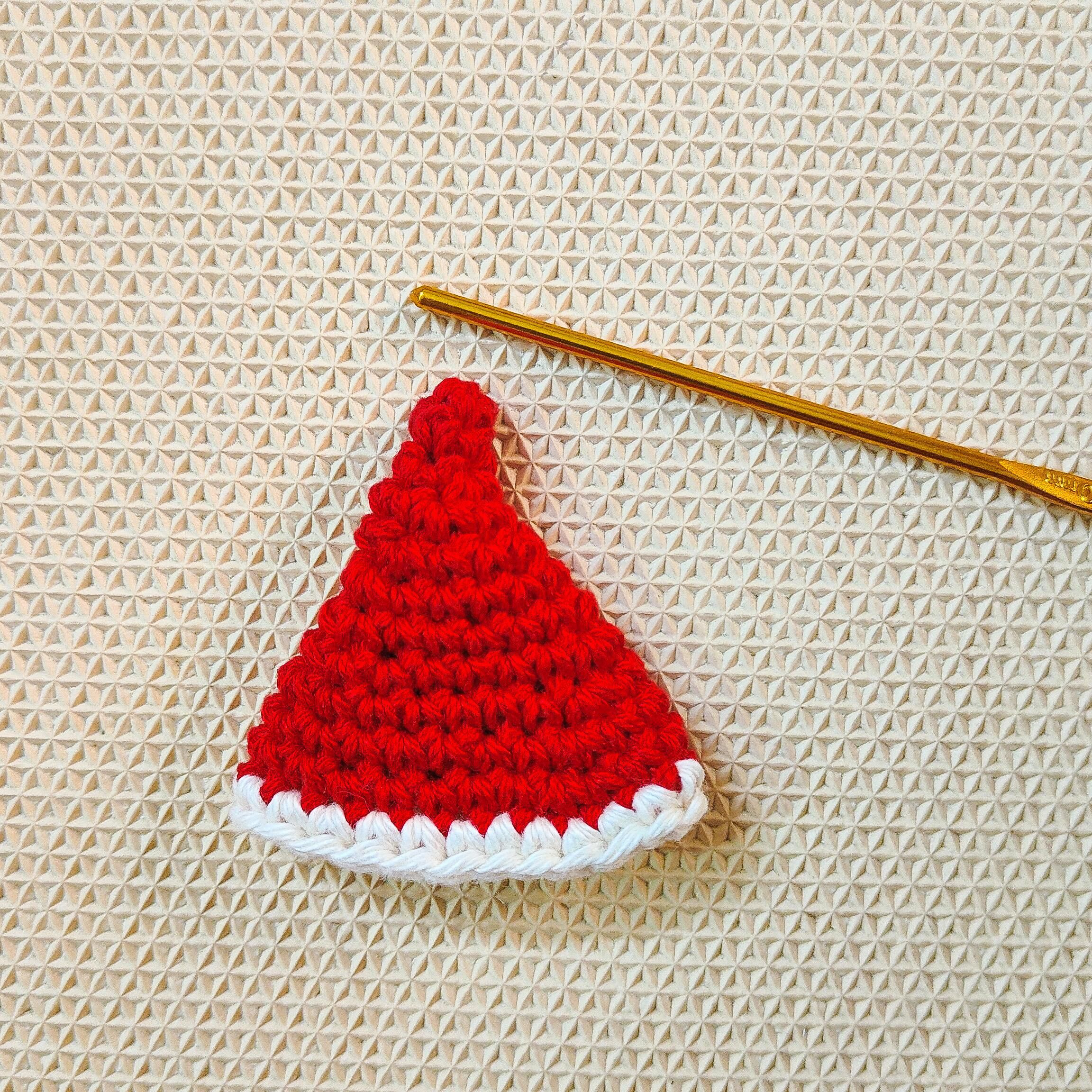Crochet Mini Santa Hat Ornament With Single Crochets : 16 Steps (with ...