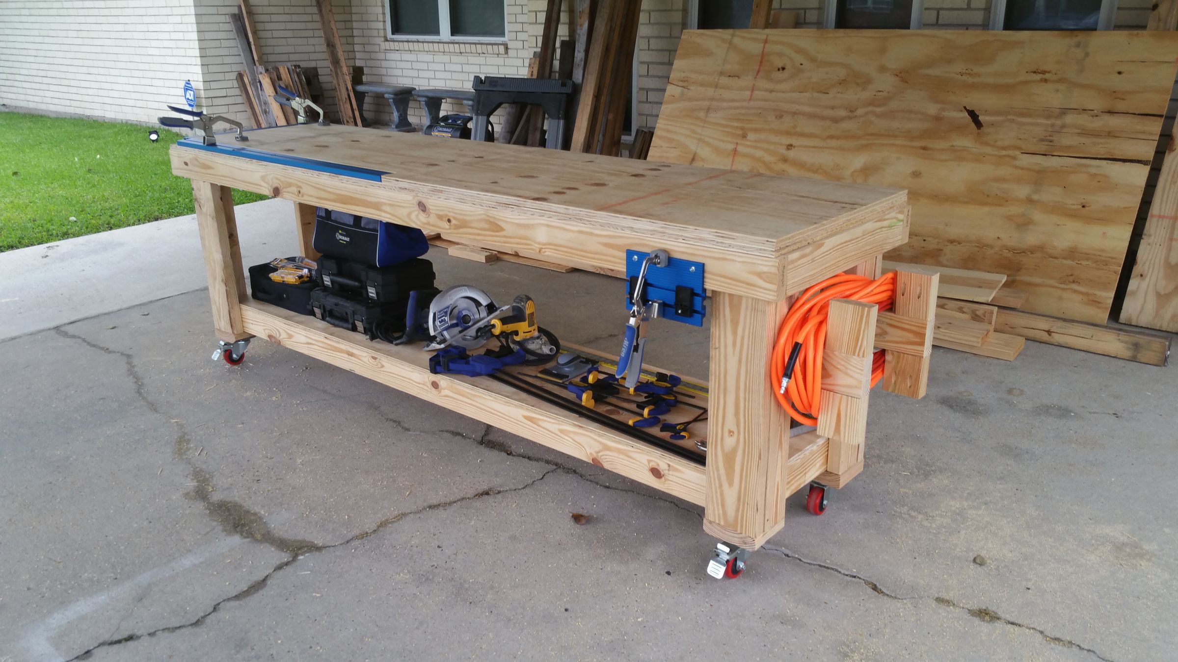 Custom Workbench W/ Kreg Jigs : 9 Steps (with Pictures) - Instructables