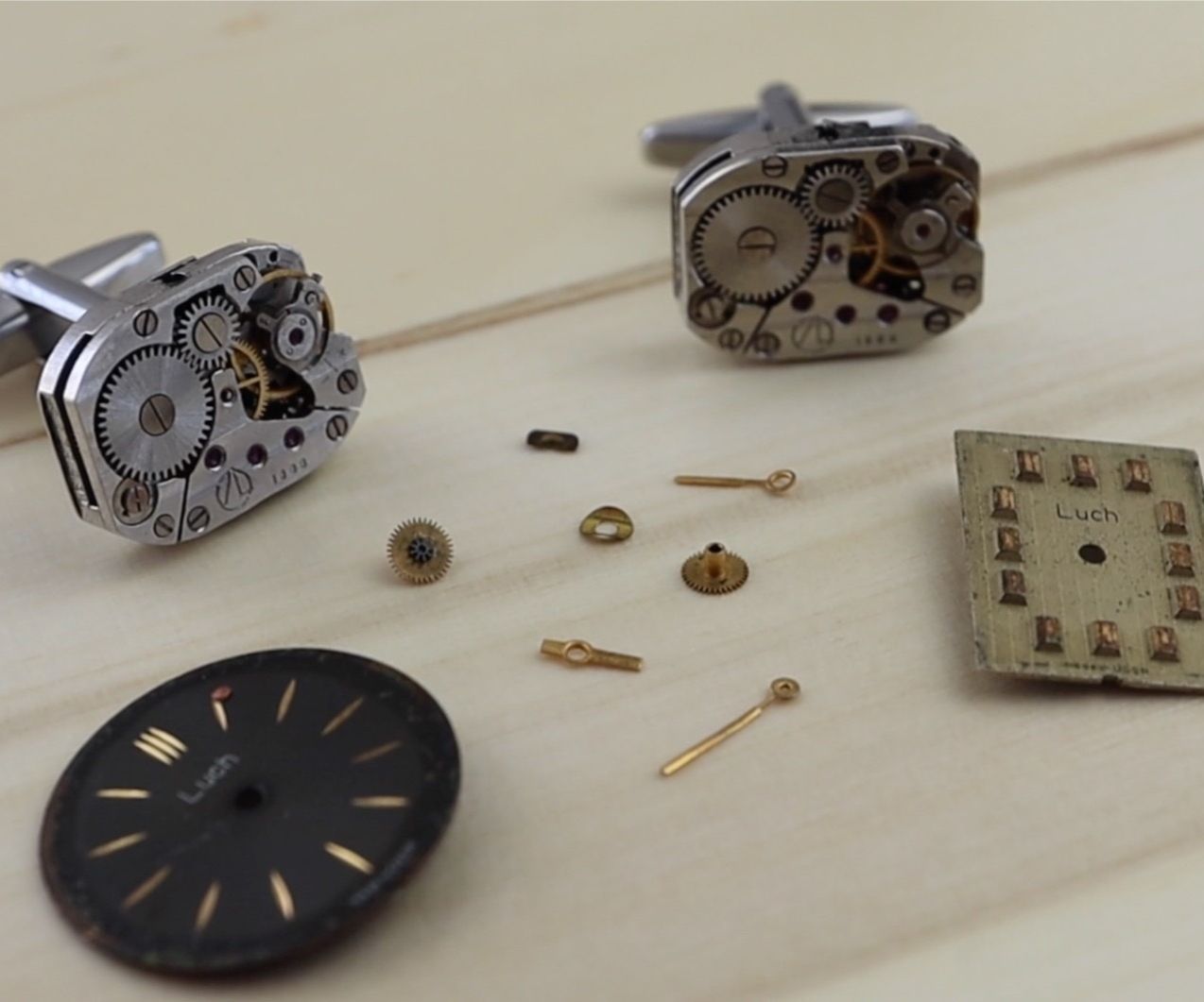 Make Your Own Watch Movement Cufflinks : 4 Steps (with Pictures ...