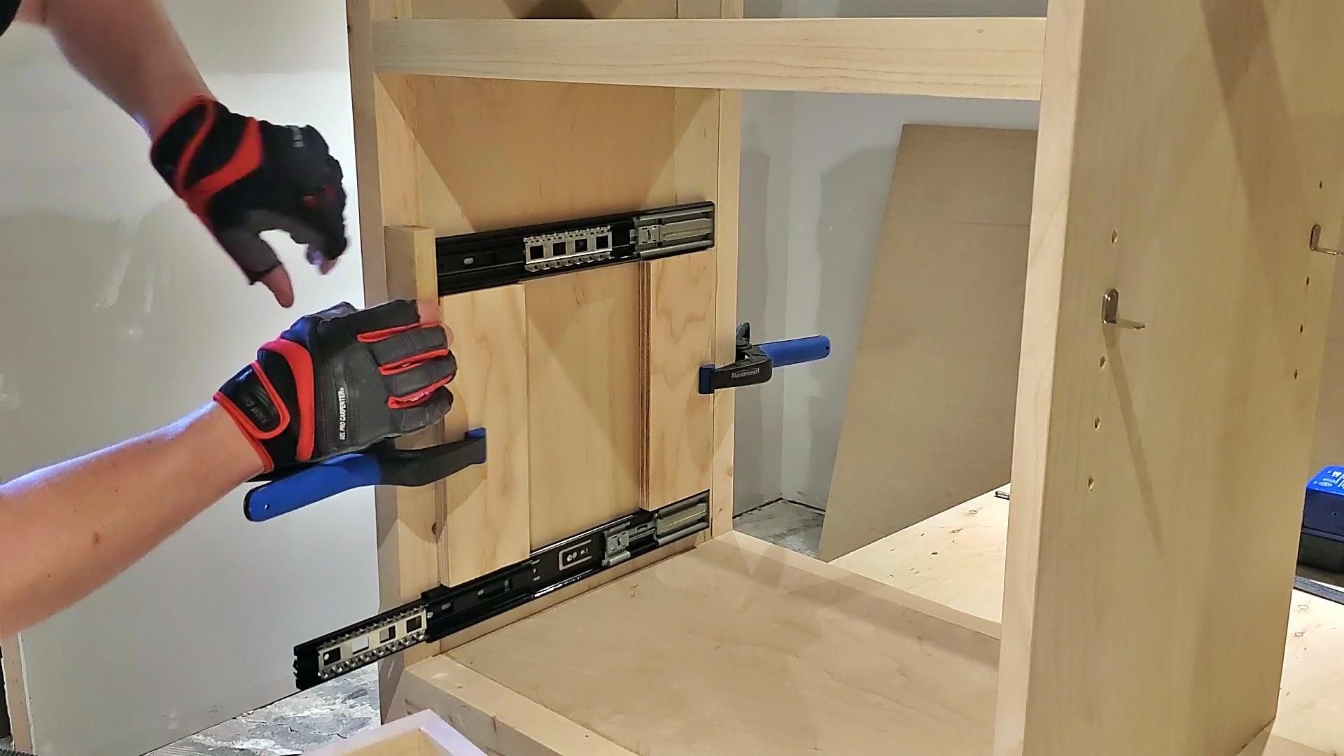 Beginners Guide to Drawers. Measure, Cut, Assemble, Mount, Finish. No ...