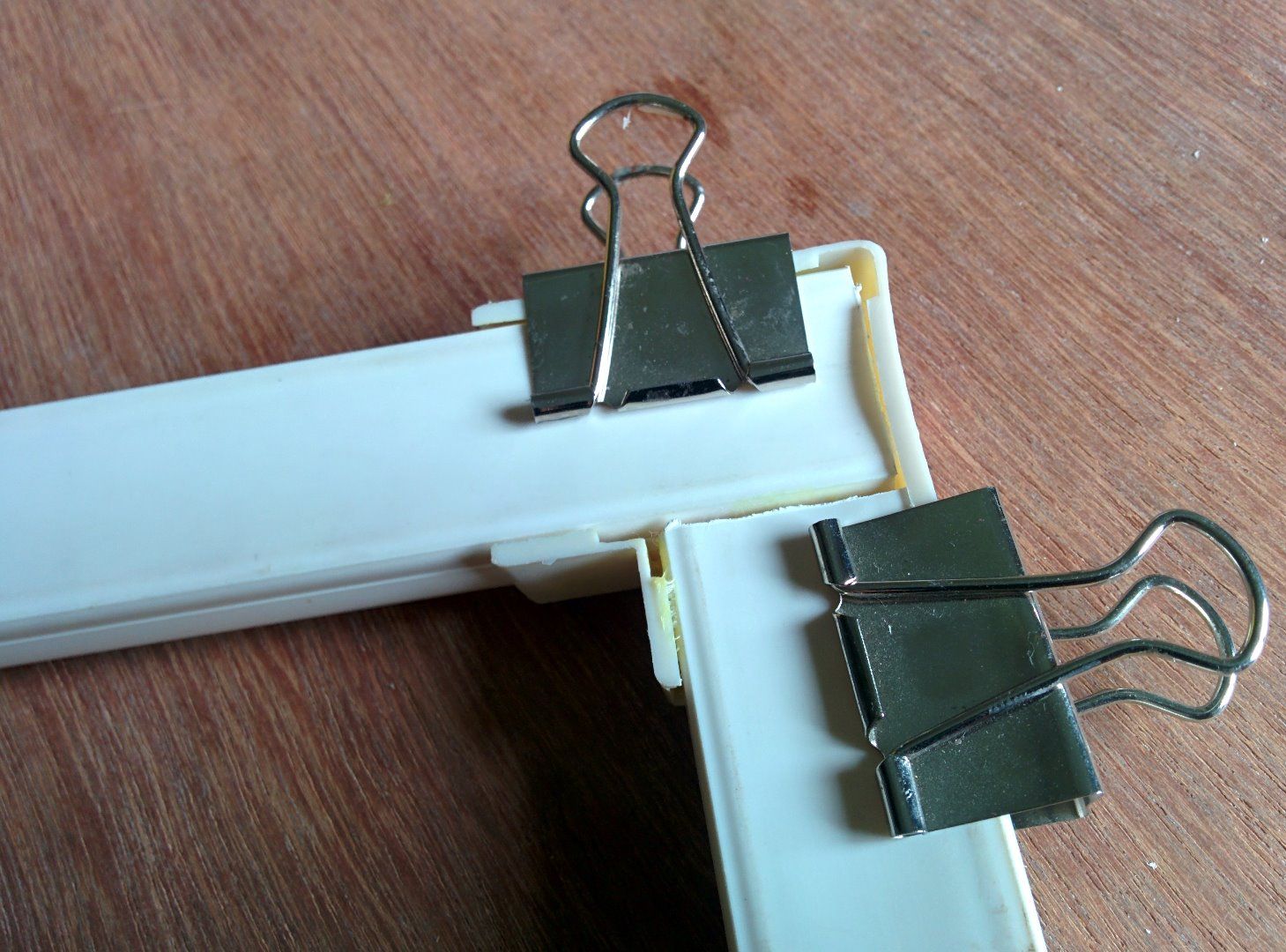 DIY Cheap LED TV Backlight - a Layman's Version : 6 Steps (with ...