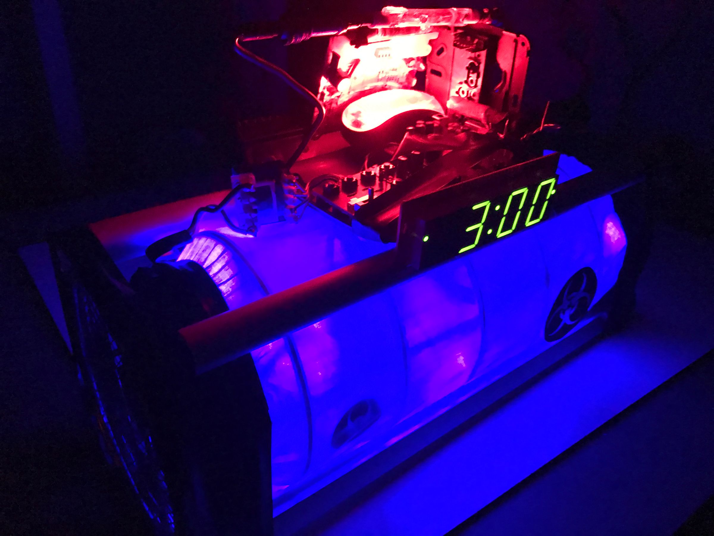 Fuel Cell Bomb Movie Prop : 10 Steps (with Pictures) - Instructables