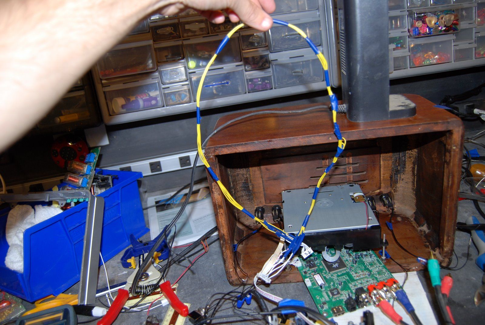 Retro DVD Player : 8 Steps (with Pictures) - Instructables