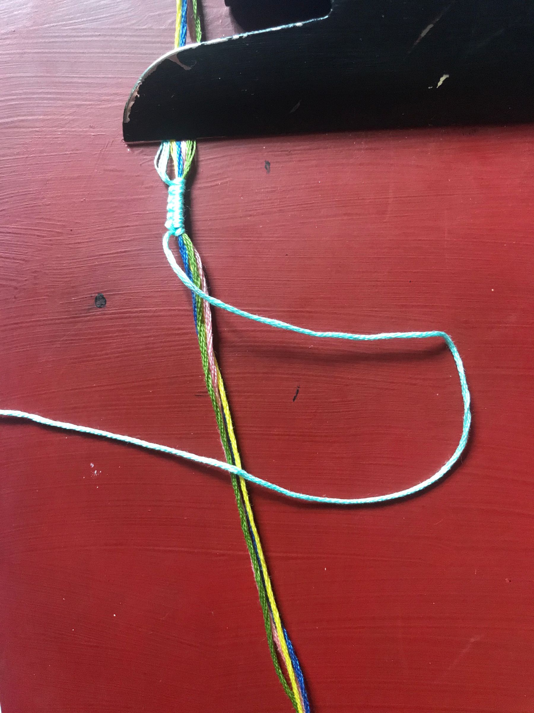 Friendship Bracelet With Teardrop Loop and Triangle Ending : 7 Steps ...