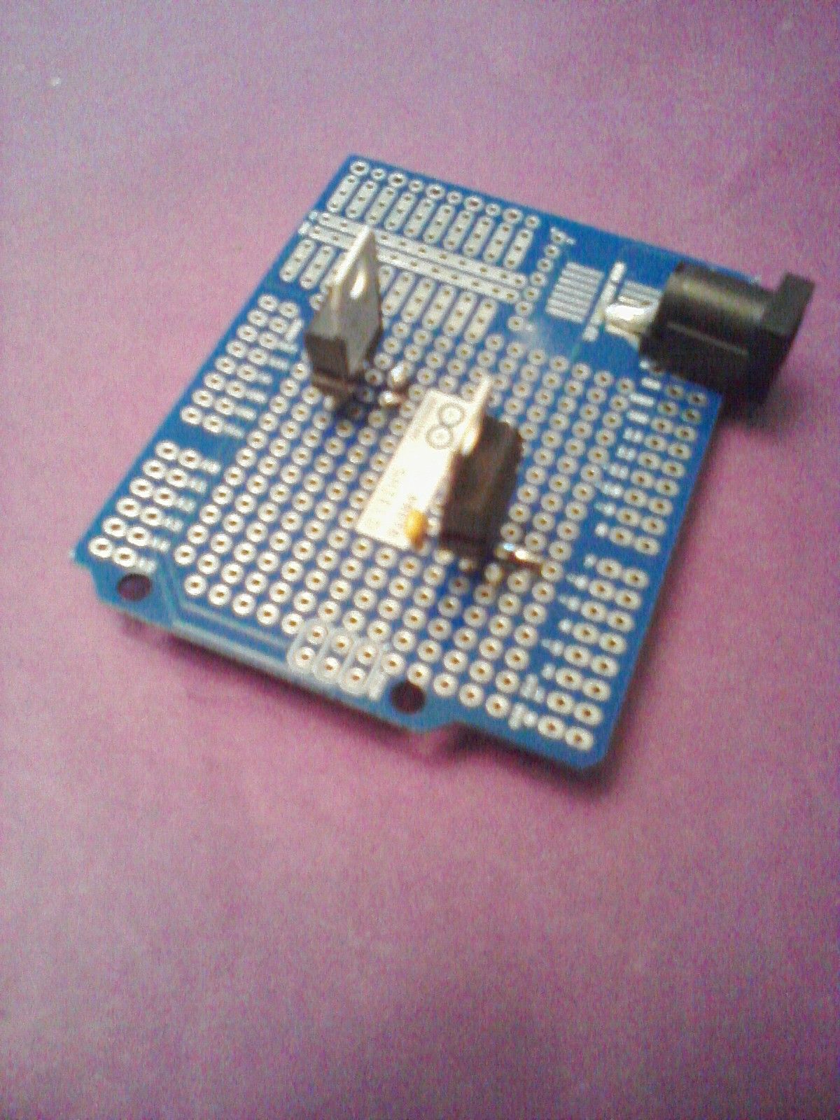 Breadboard Power Supply With a Slide Switch for Selecting Voltage : 15 ...