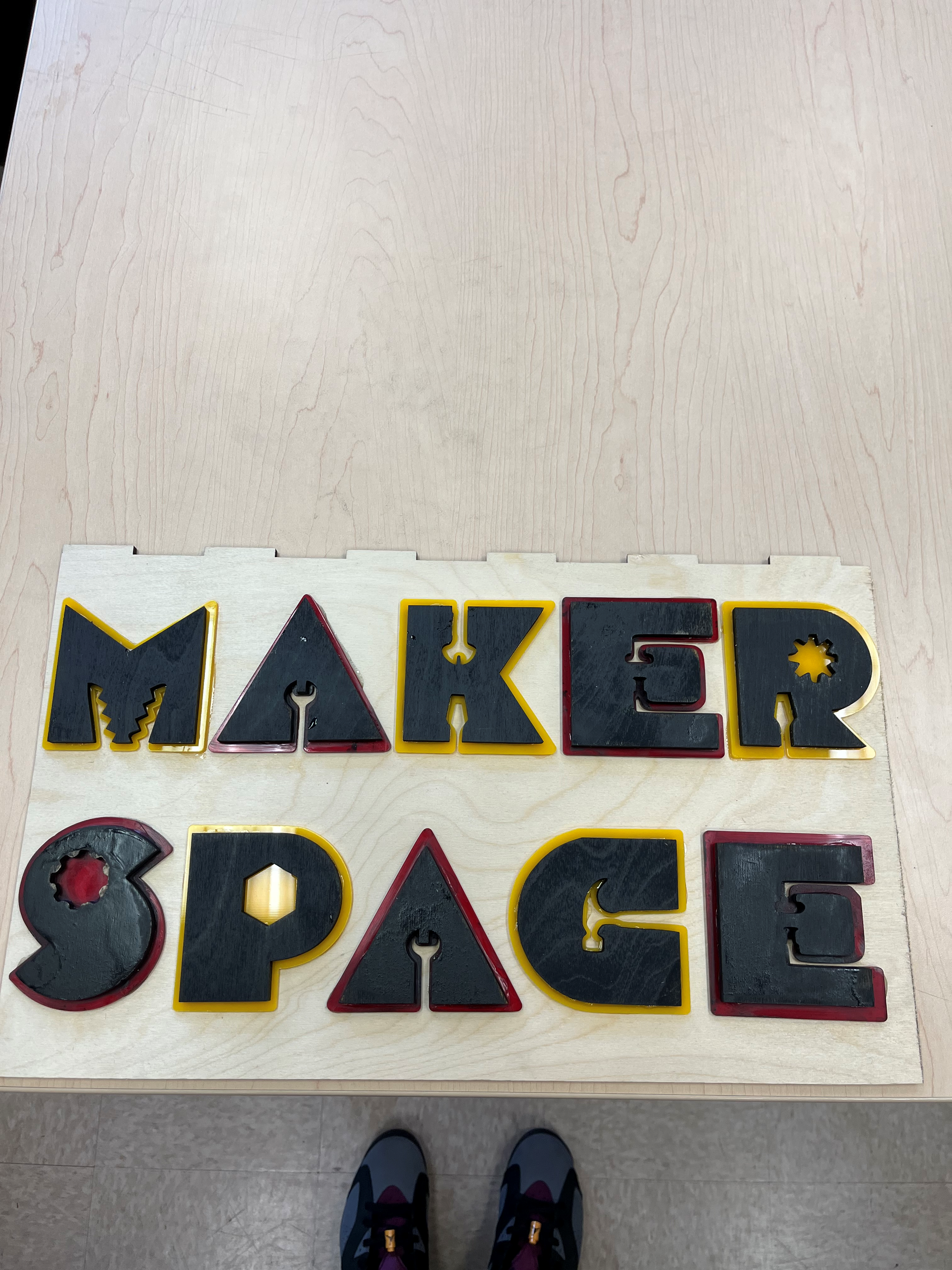 Maker Space Sign: Zach Frankenberg : 6 Steps - Instructables