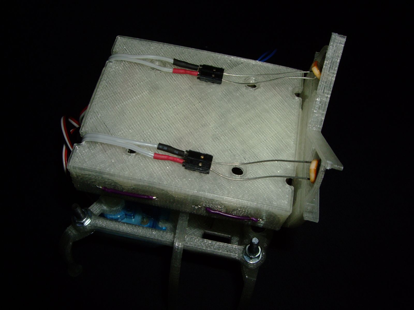 Hexapoduino: Tiny Hexapod 3D Printed, Arduino Controlled : 8 Steps (with Pictures) - Instructables