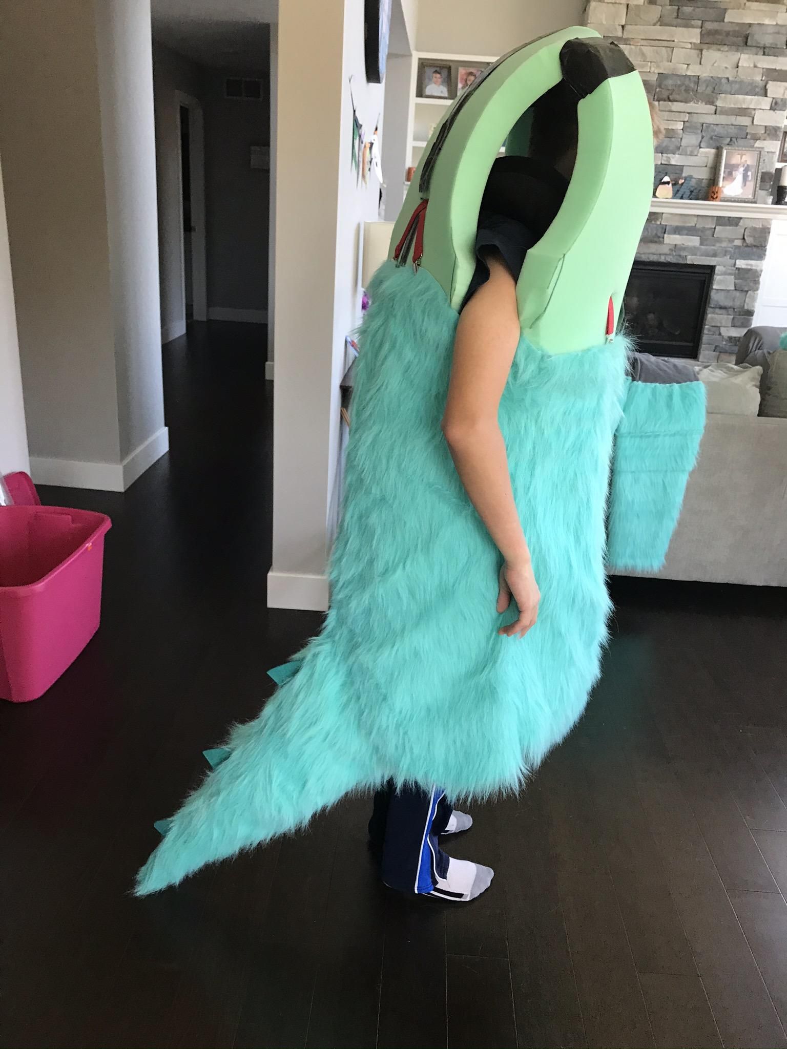Sulley (Trademark Disney) Monster Homemade Halloween Costume : 11 Steps ...