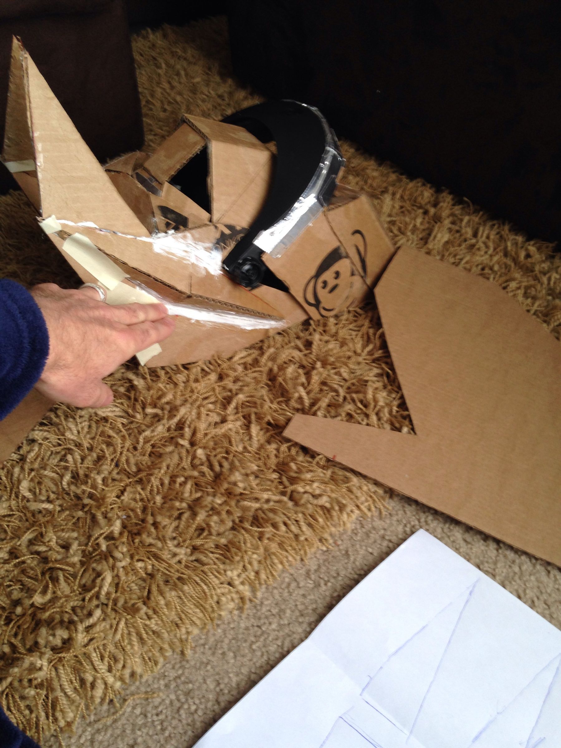 10 Easy Steps to a Cardboard Helmet : 10 Steps - Instructables