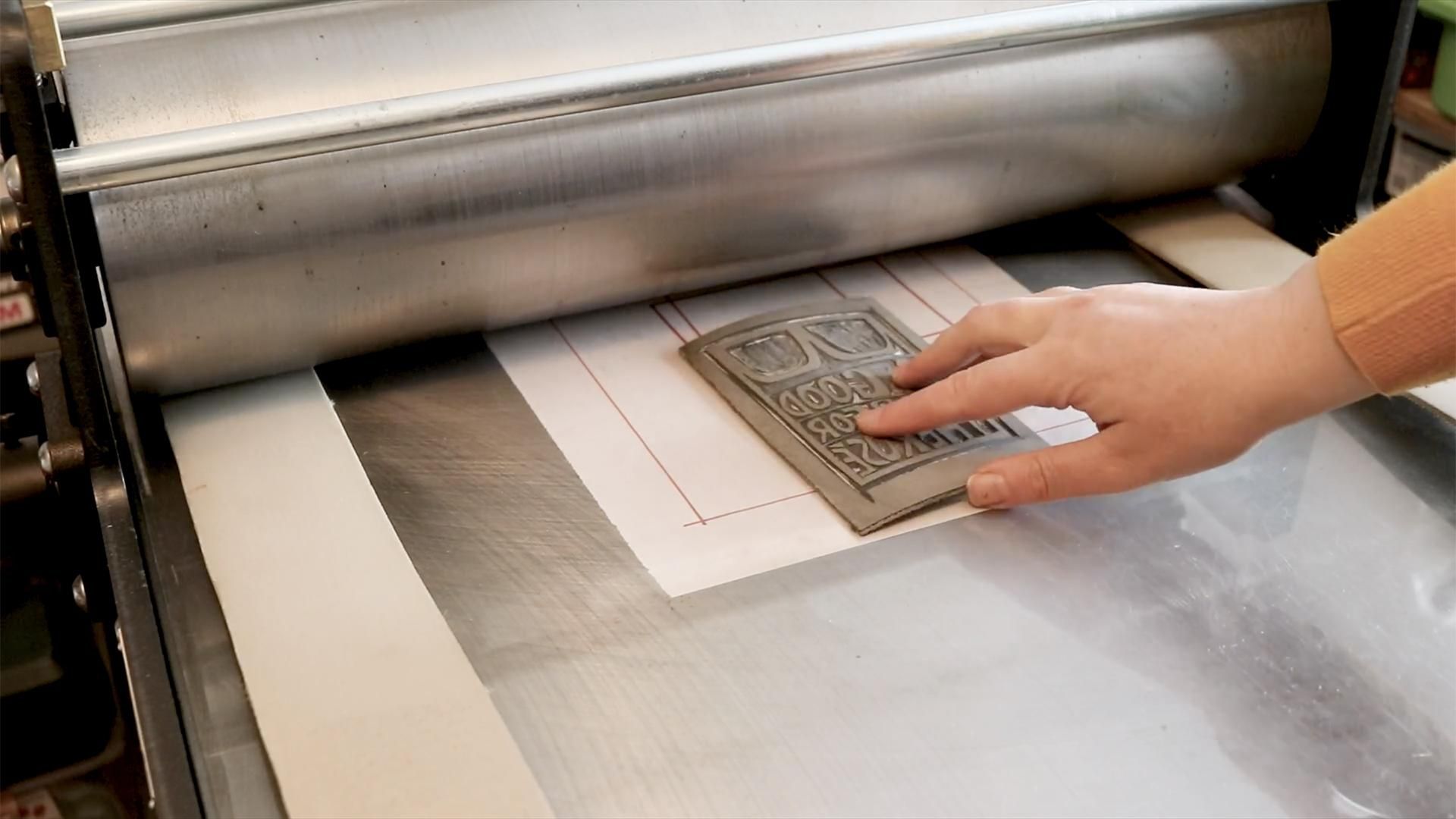 How to Set an Etching Press to Print Intaglio or Relief Style : 6 Steps ...