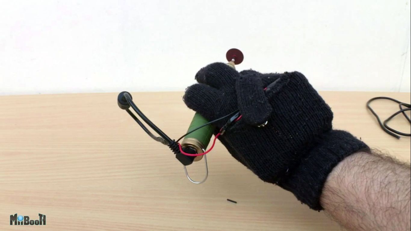 Portable Battery Pack Glove (Video) (with Pictures) - Instructables