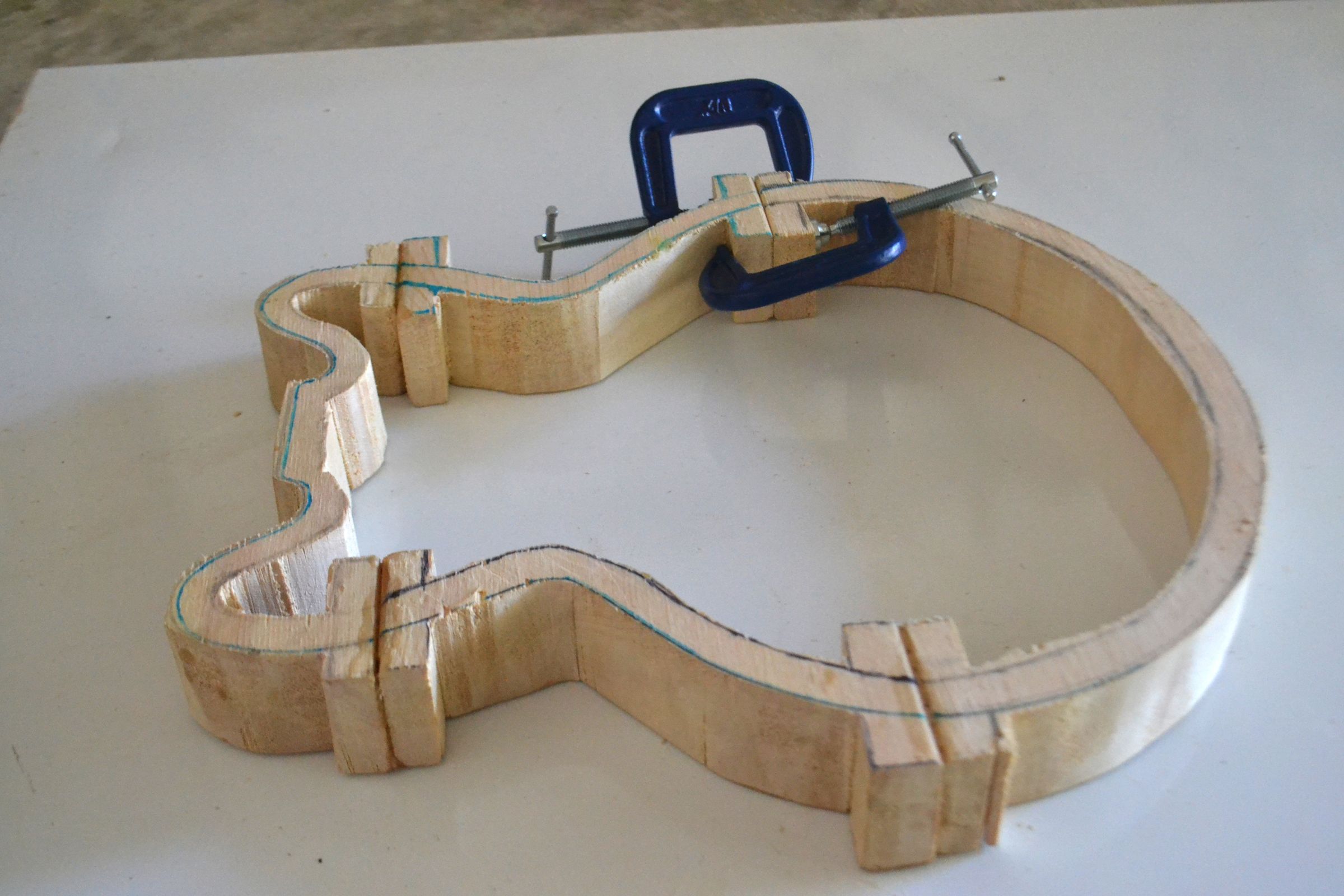 How to Build an Electric Ukulele : 12 Steps (with Pictures) - Instructables