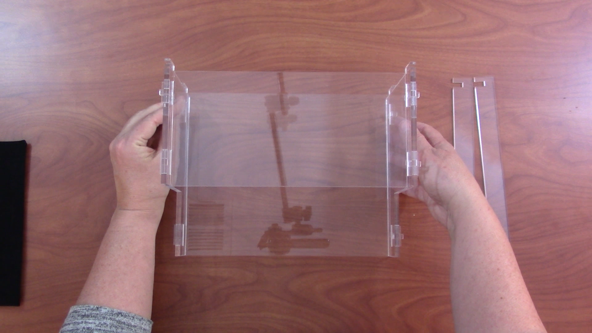 How to Design and Laser Cut Display Shelves for Miniature Models : 9 ...