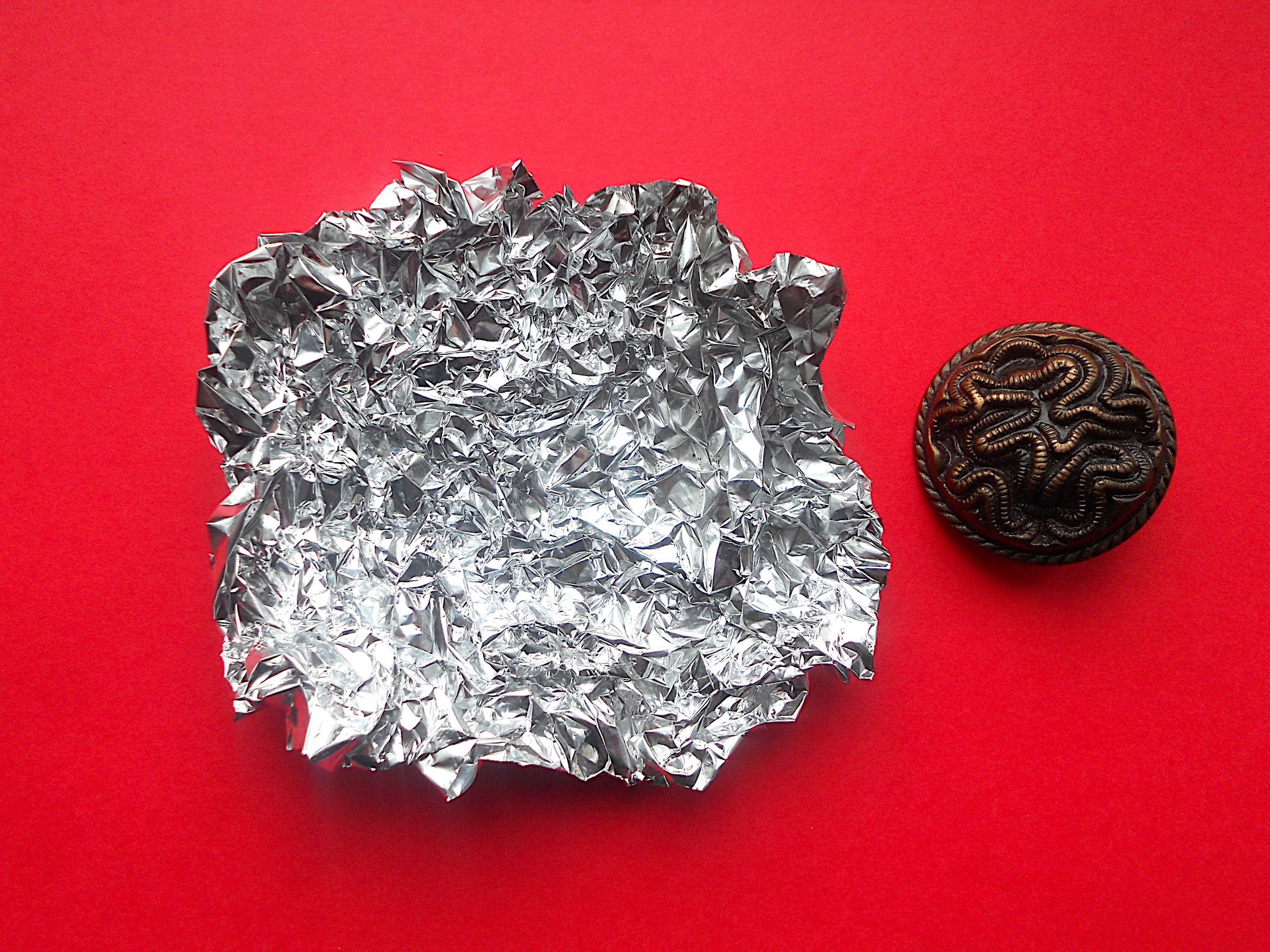 Concrete Buttons Using Foil and Glue : 12 Steps (with Pictures ...