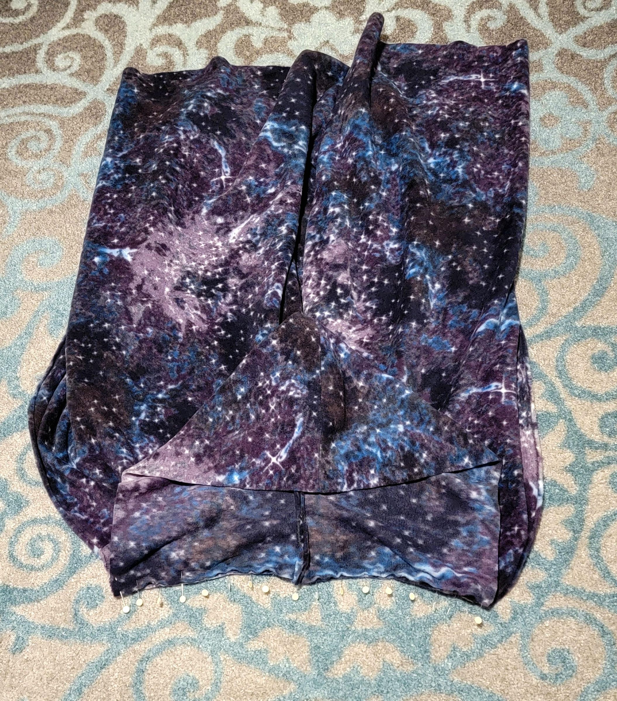 An Easy Costume Cloak : 3 Steps (with Pictures) - Instructables