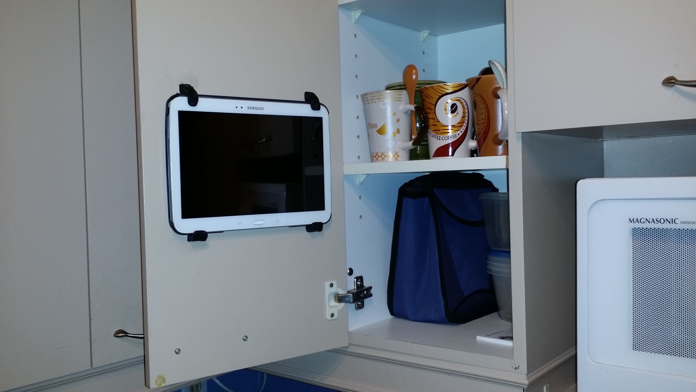 Kitchen Tablet-mount From Sugru : 4 Steps - Instructables