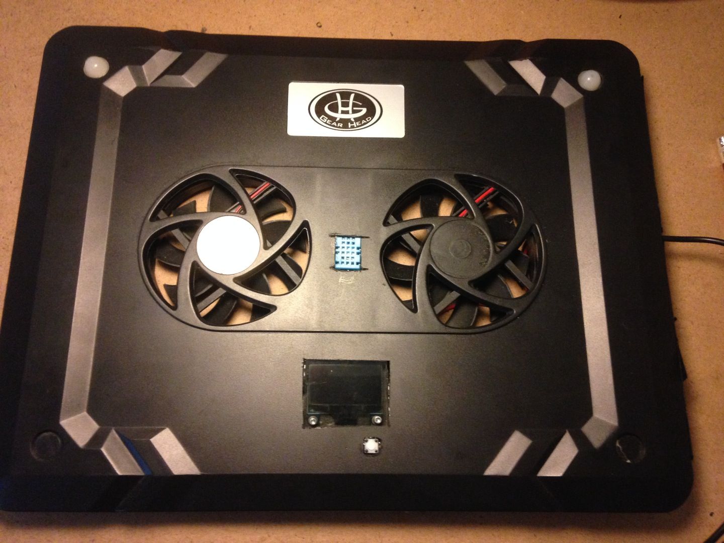 Notebook Cooling Pad With Adjustable Temperature Setpoint : 6 Steps ...