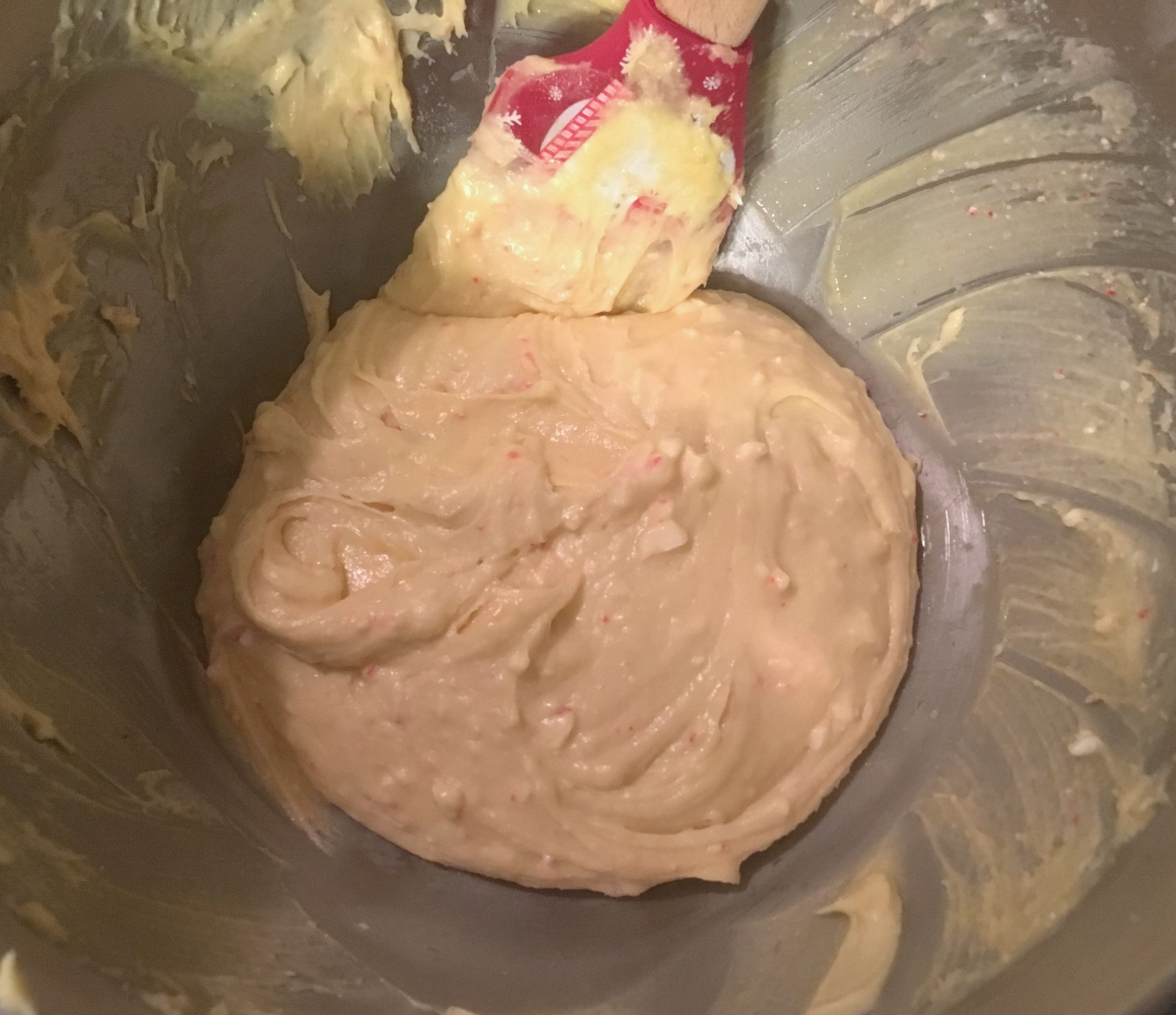 Candy Cane Cupcakes Aka Sweet Tomatoes/Souplantation Candy Cane Muffins ...