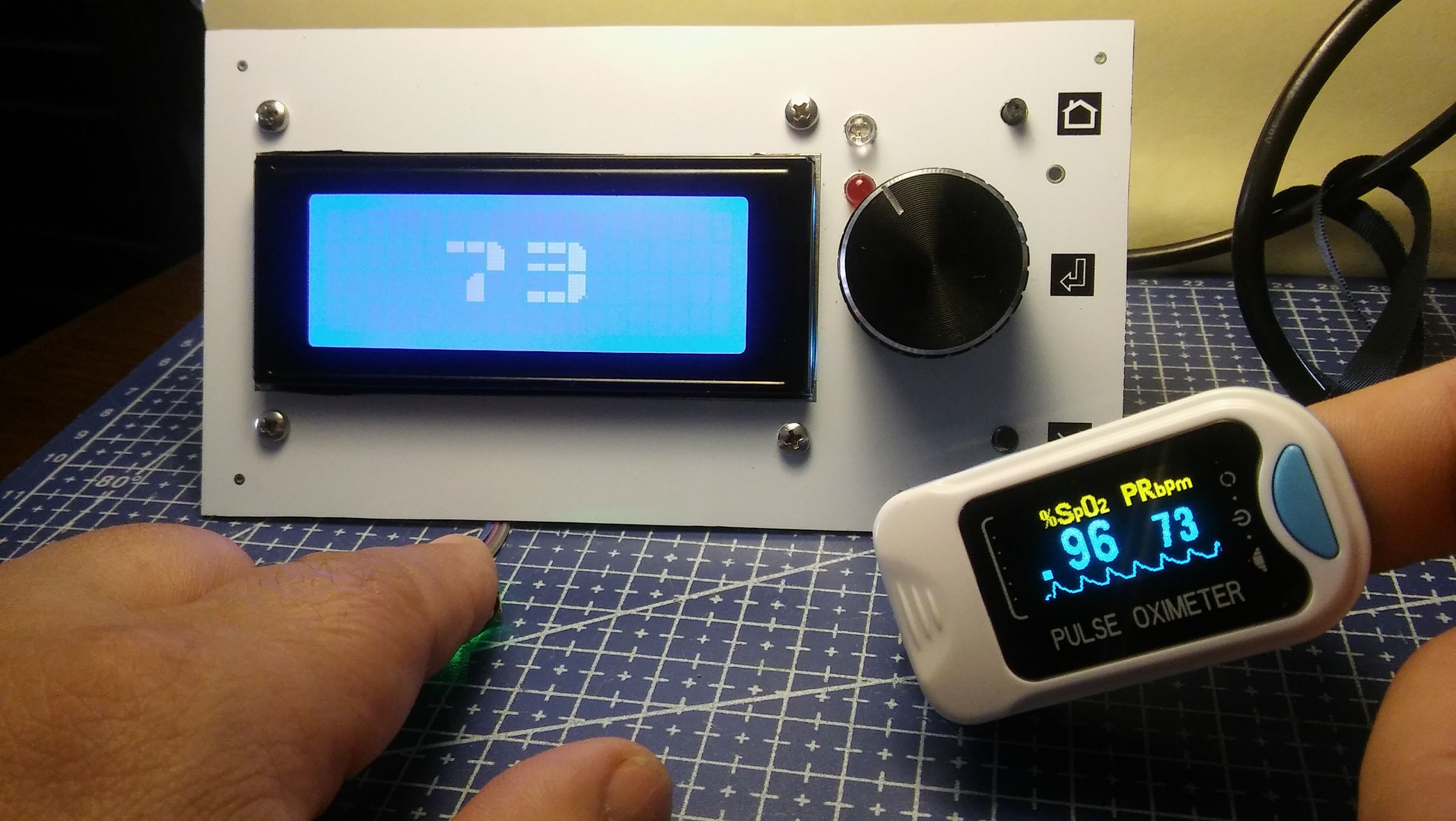 Pulse Sensor Using Inviot U1. Arduino Compatible Board - Instructables