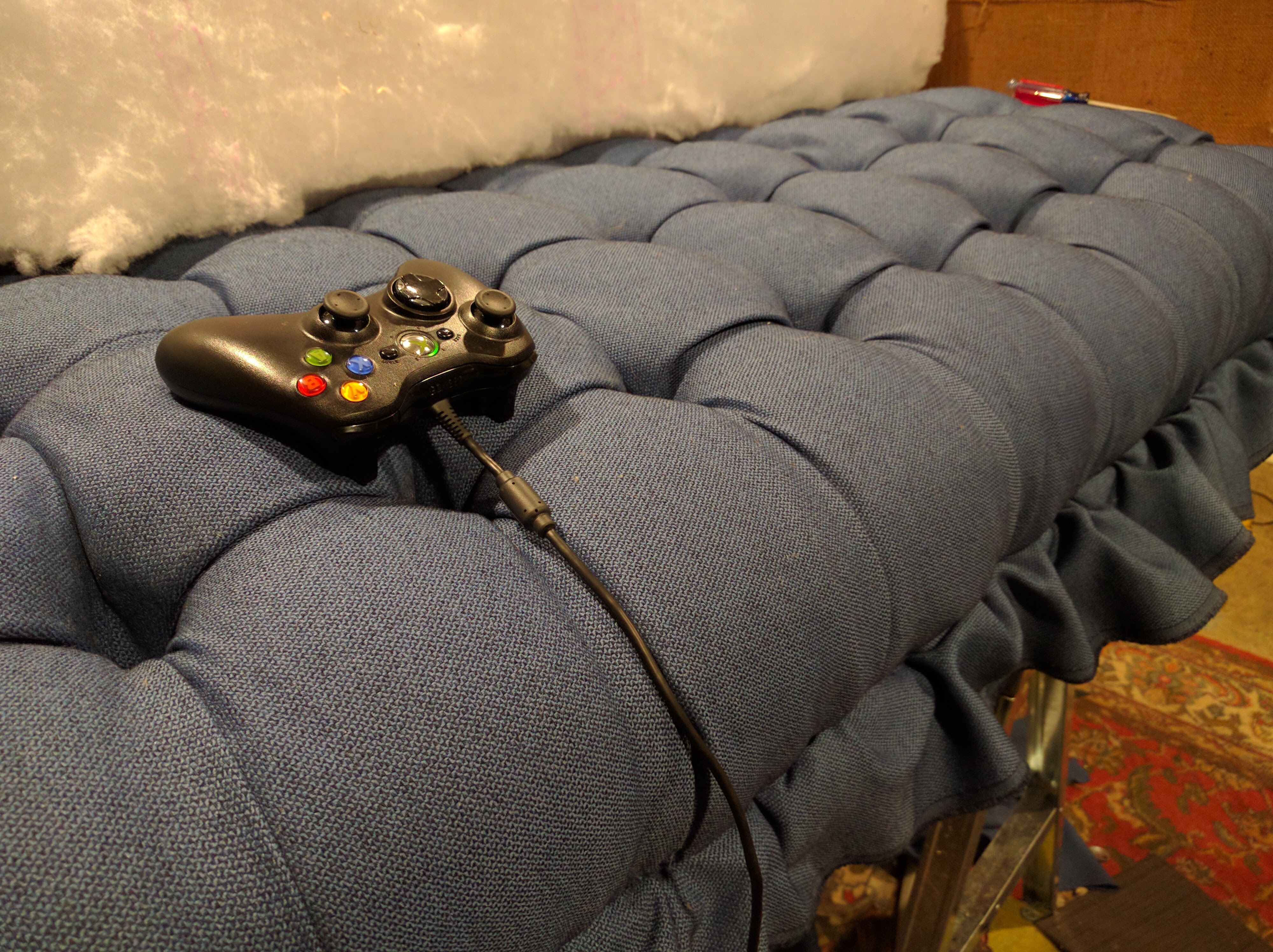 Sofa Reupholstery With Biscuit or Square Tufting : 9 Steps (with ...