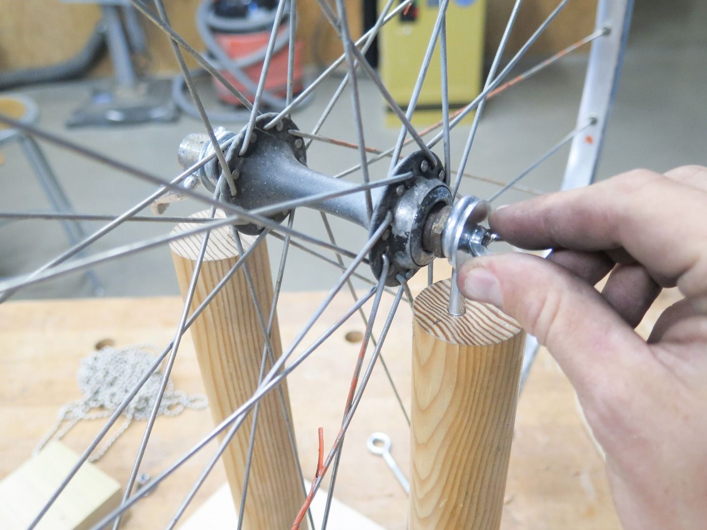 Bike Wheel Wave Machine! : 7 Steps (with Pictures) - Instructables