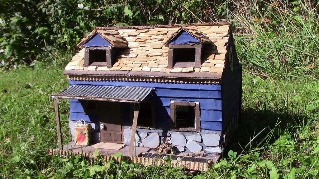 Log Cabin Cardboard Box