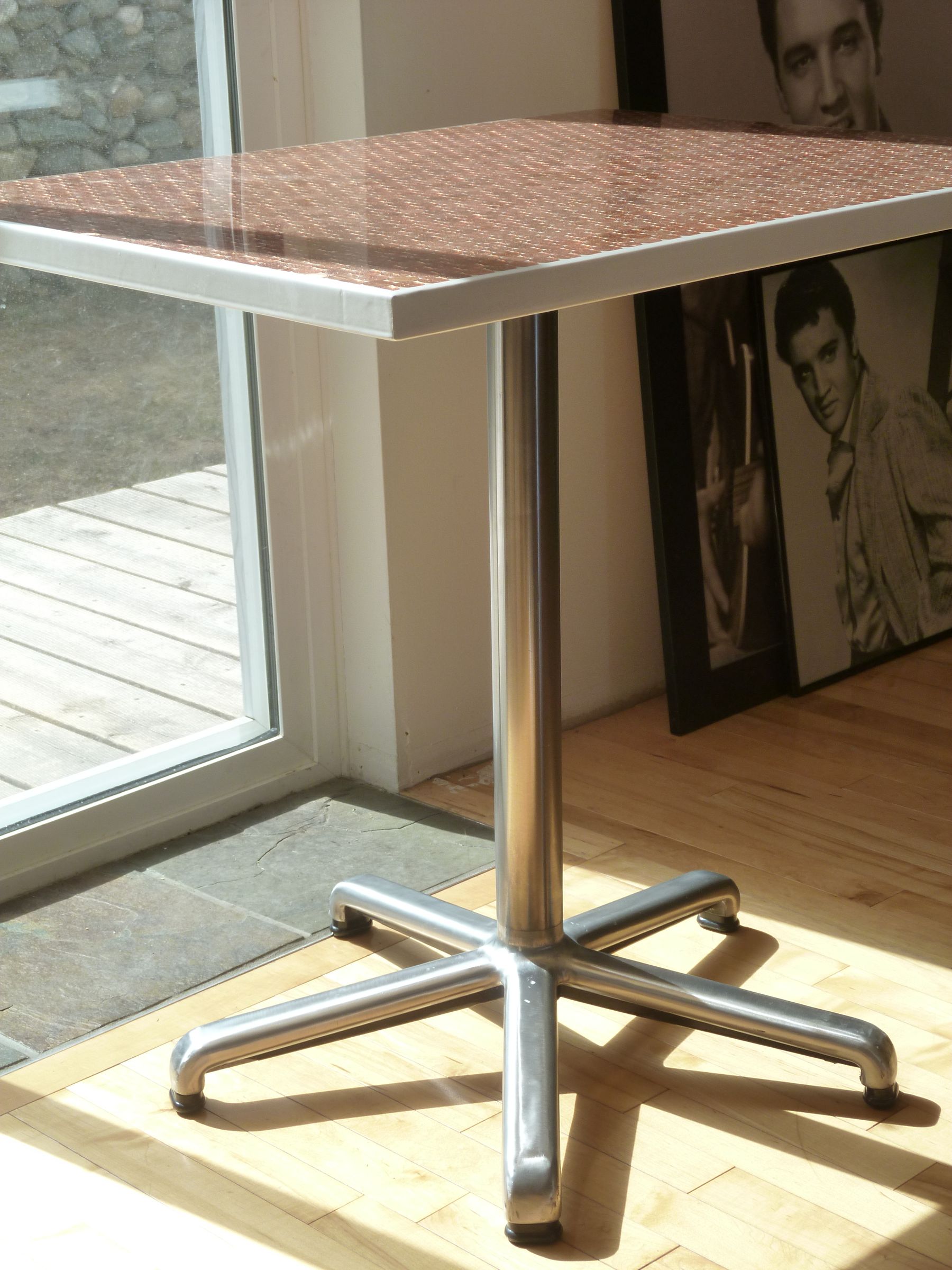 PENNY TABLE : 4 Steps (with Pictures) - Instructables