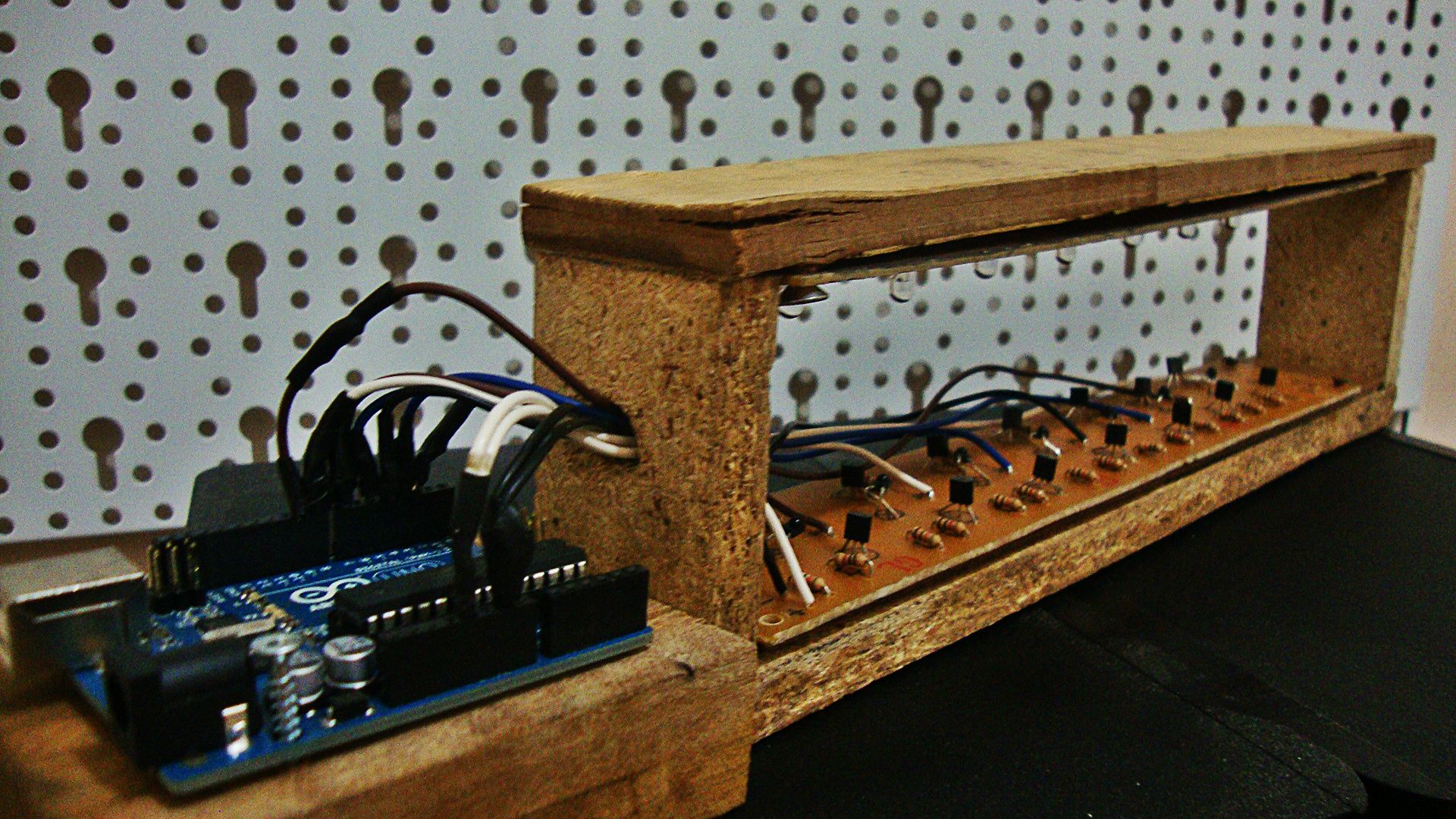 Mini Invisible MIDI Harp : 5 Steps (with Pictures) - Instructables