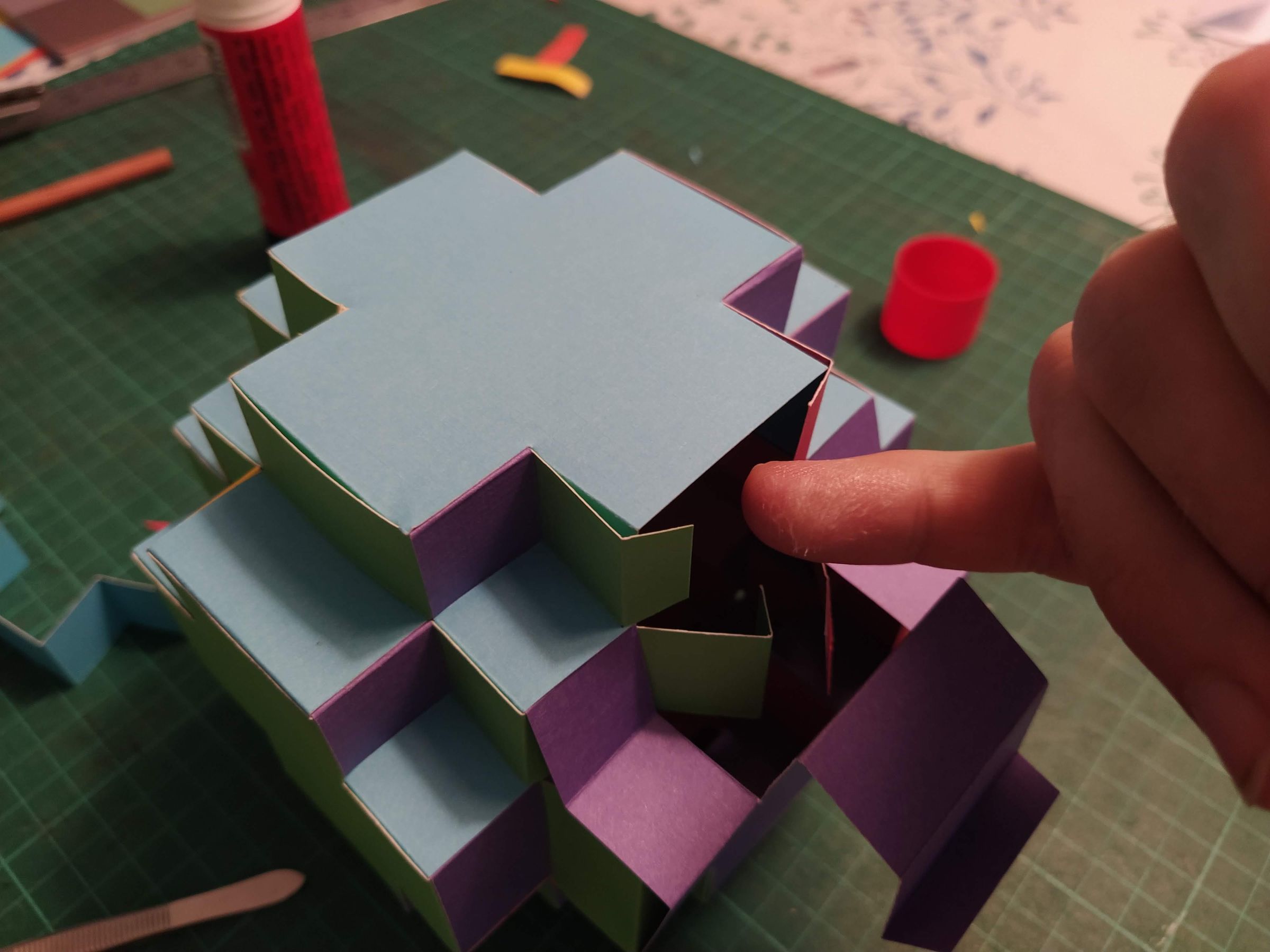 Paper Voxel Sphere : 8 Steps (with Pictures) - Instructables