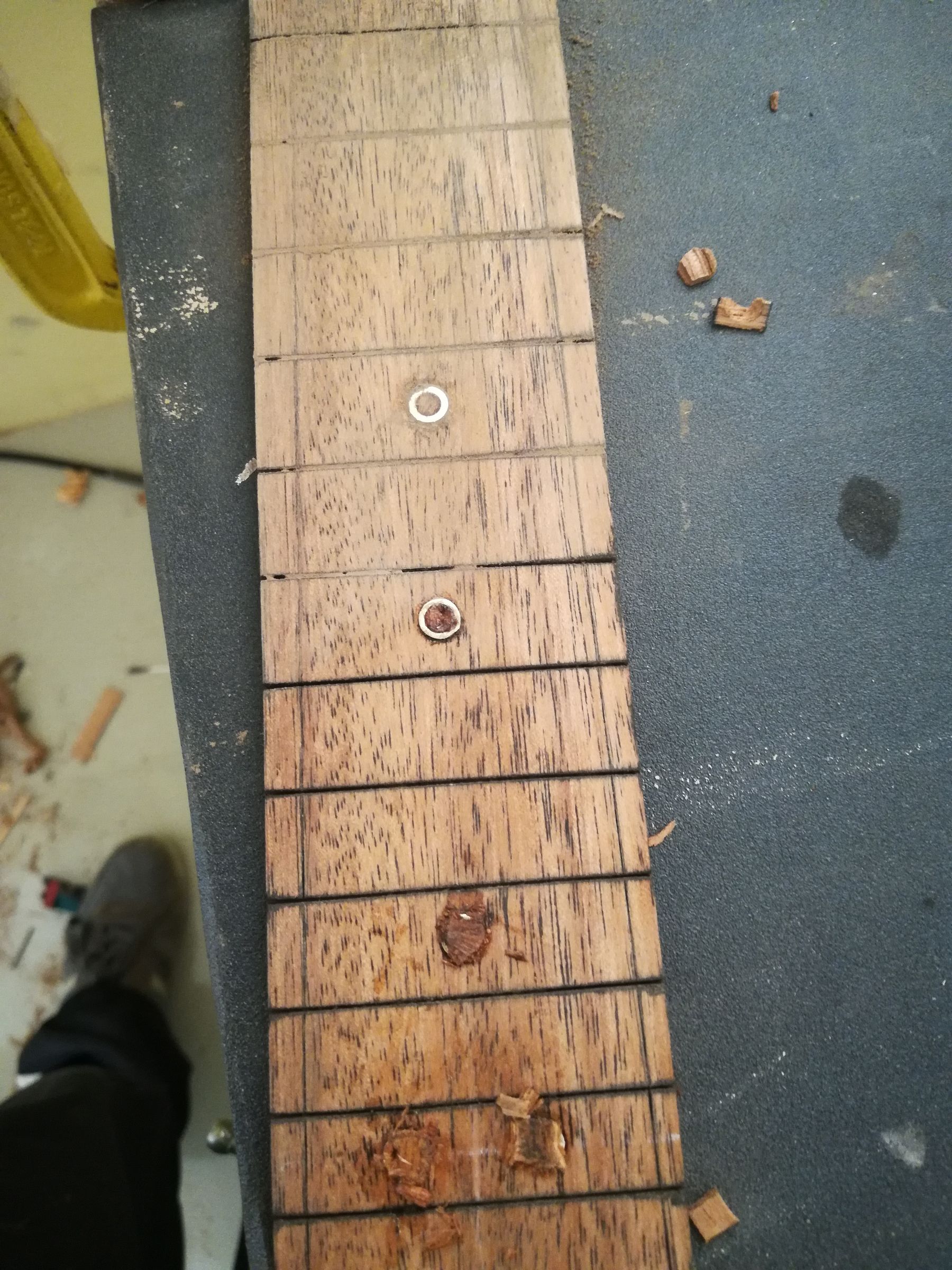 Tenor Ukelele : 30 Steps (with Pictures) - Instructables