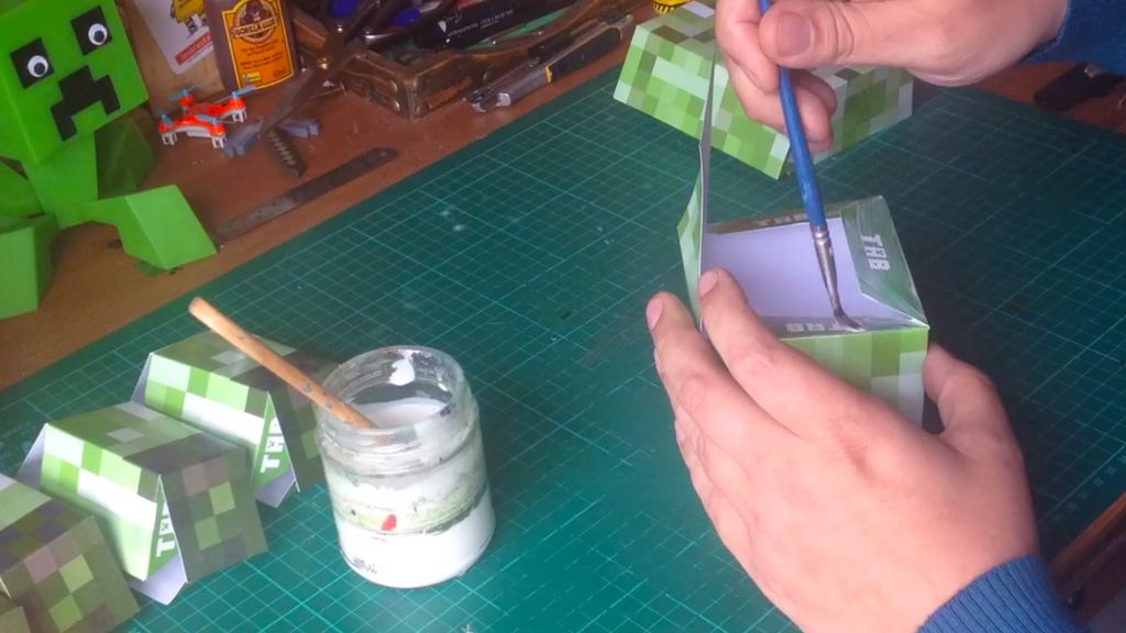 Minecraft Papercraft Giant Creeper