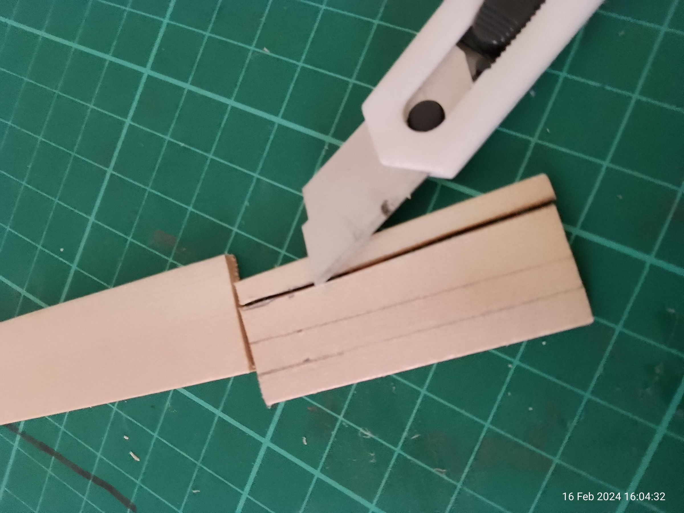 Miniature Library in a Book : 9 Steps (with Pictures) - Instructables