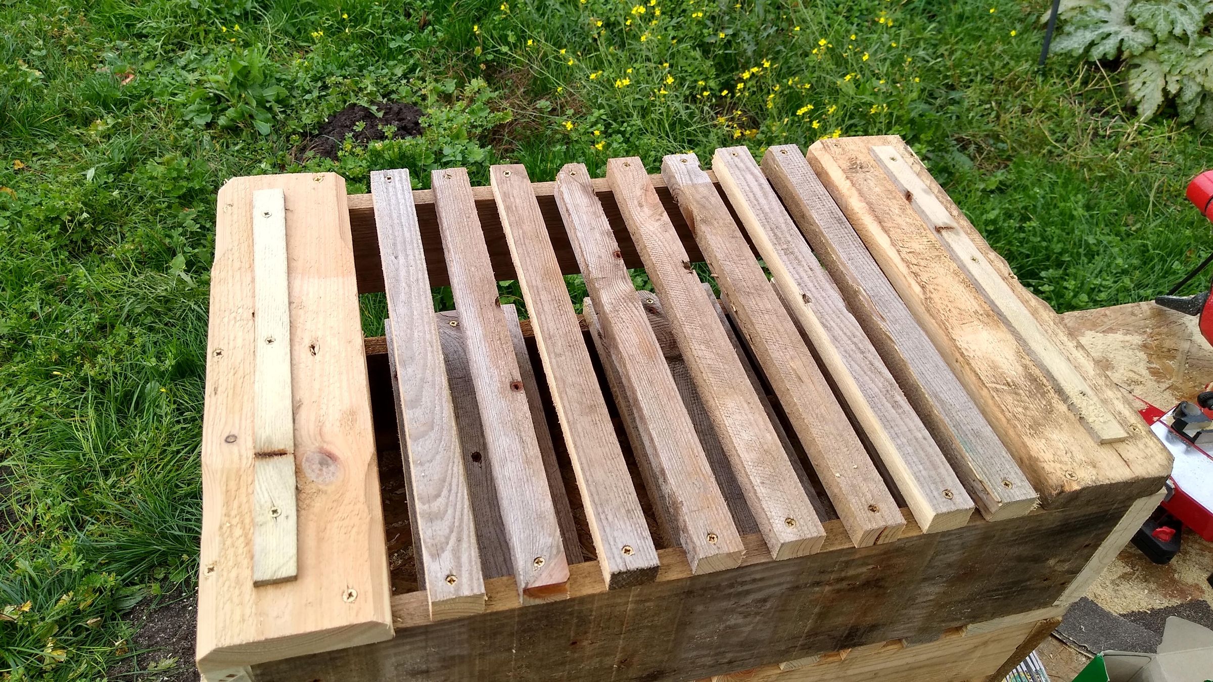 Stackable (Apple) Crates From Used Pallet Wood : 7 Steps (with Pictures ...