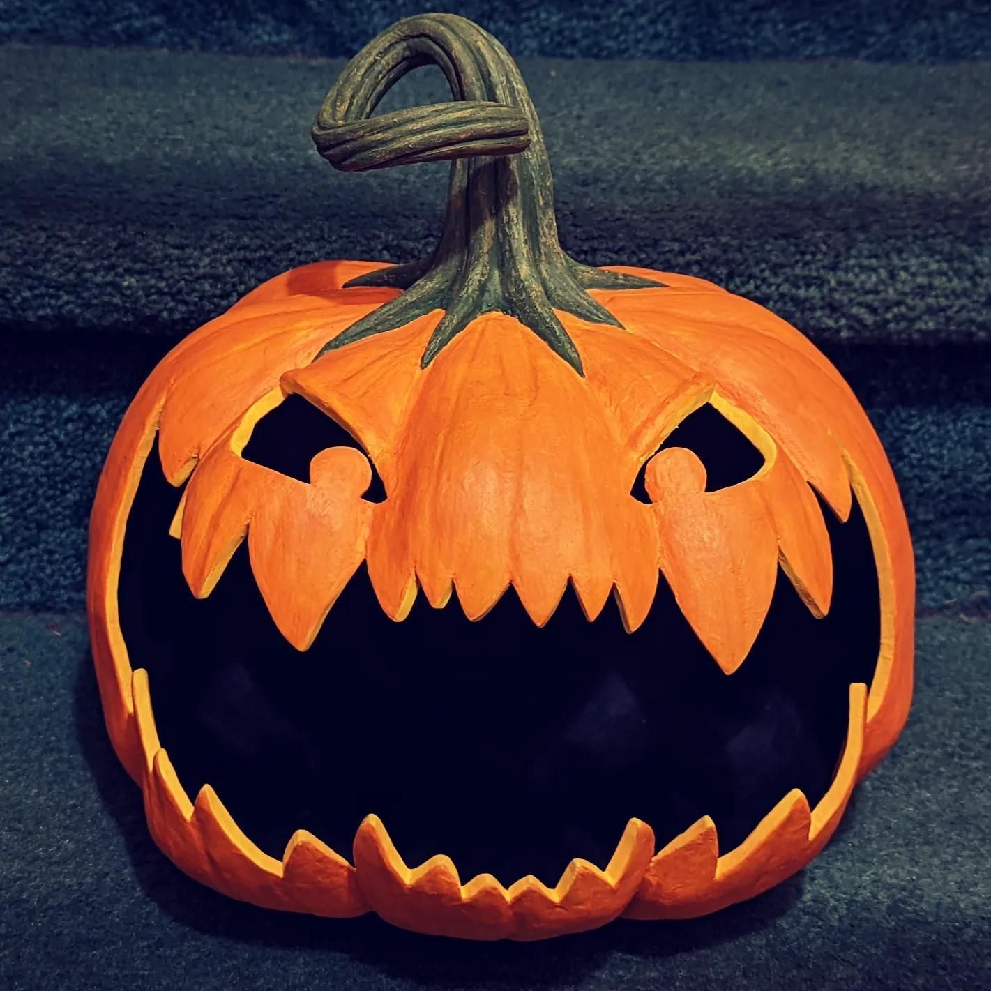 DIY Paper Maché Jack-O'Lantern : 10 Steps (with Pictures) - Instructables