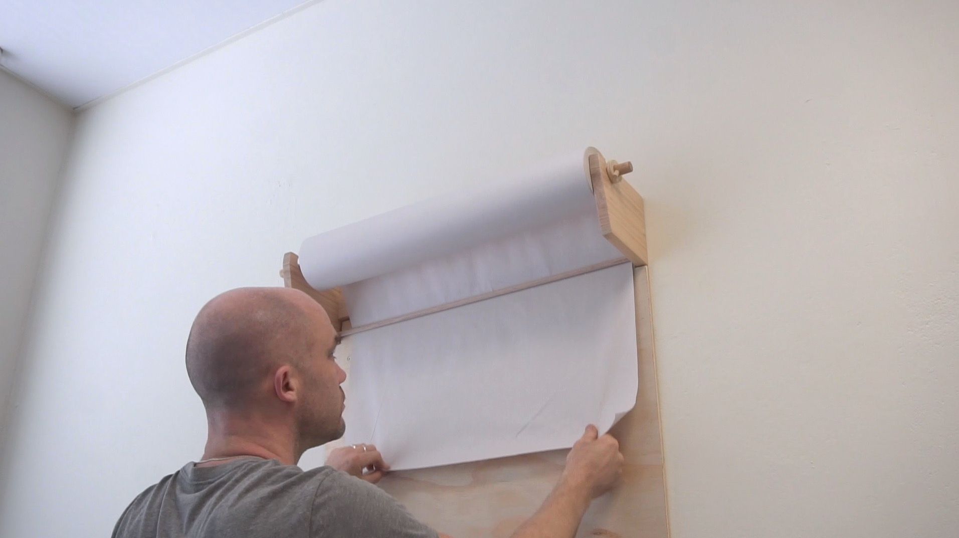 Studio Roller / Kraft Paper Dispenser : 6 Steps (with Pictures ...