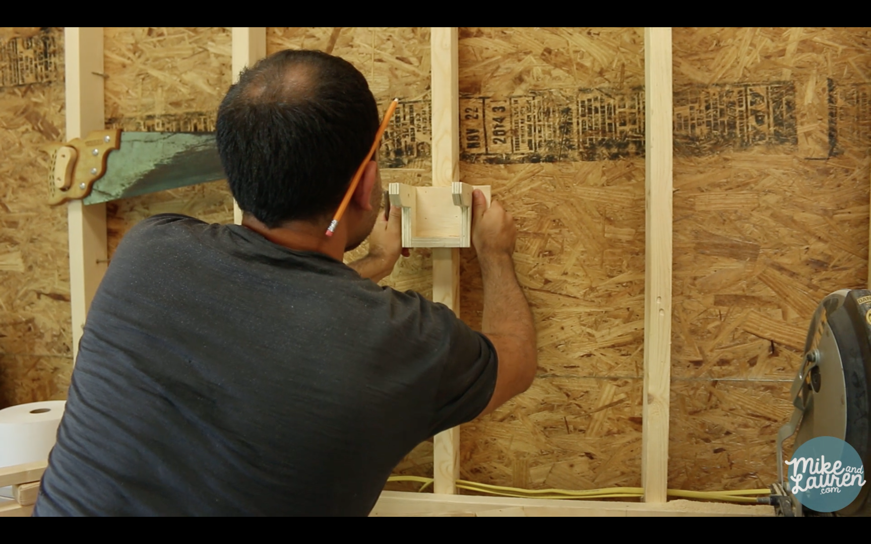 Folding Extension Cord Organizer! : 8 Steps (with Pictures) - Instructables