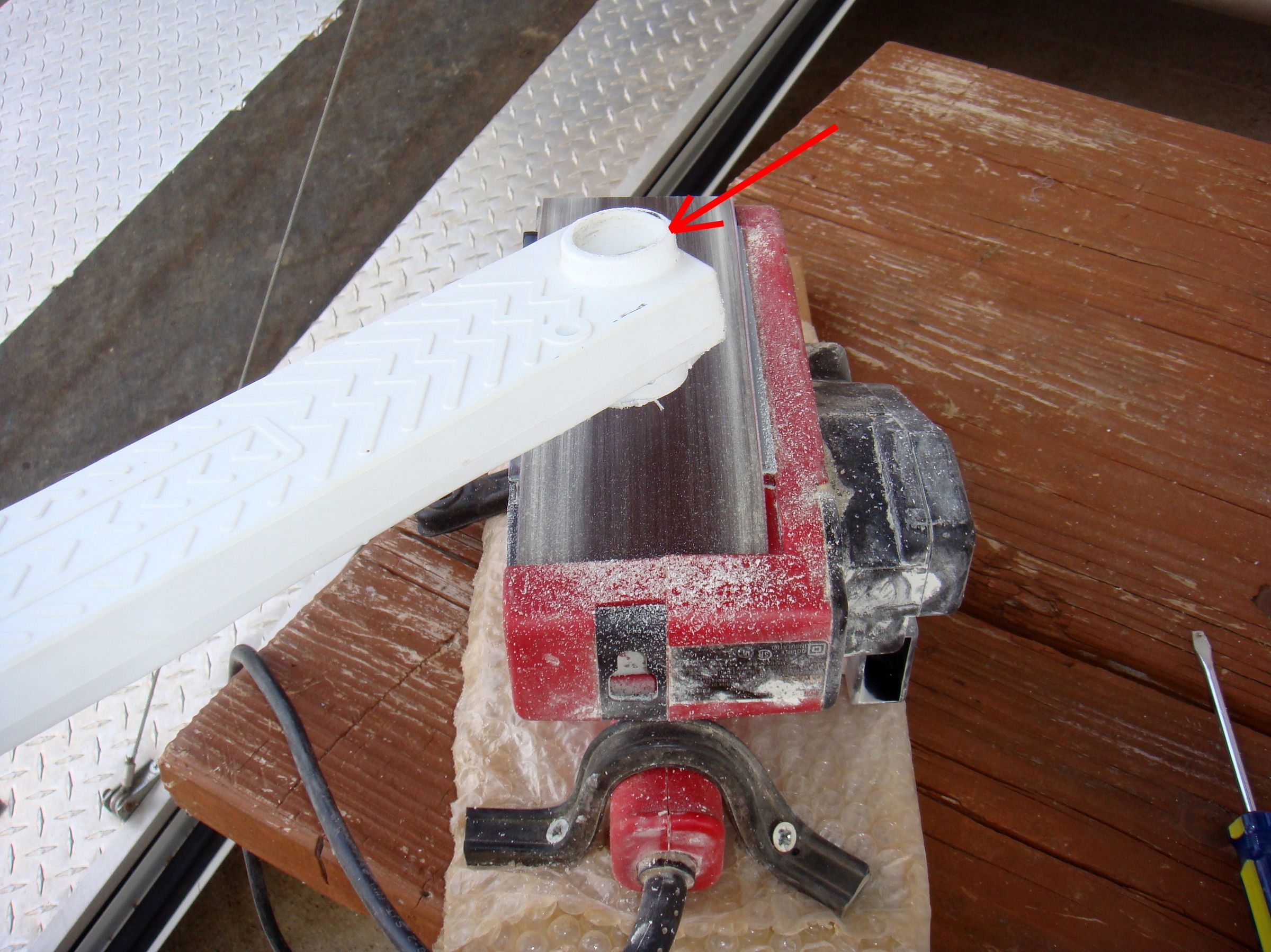 Make a Trolling Motor Mount From a Gunwale Hook Type Boarding Ladder ...