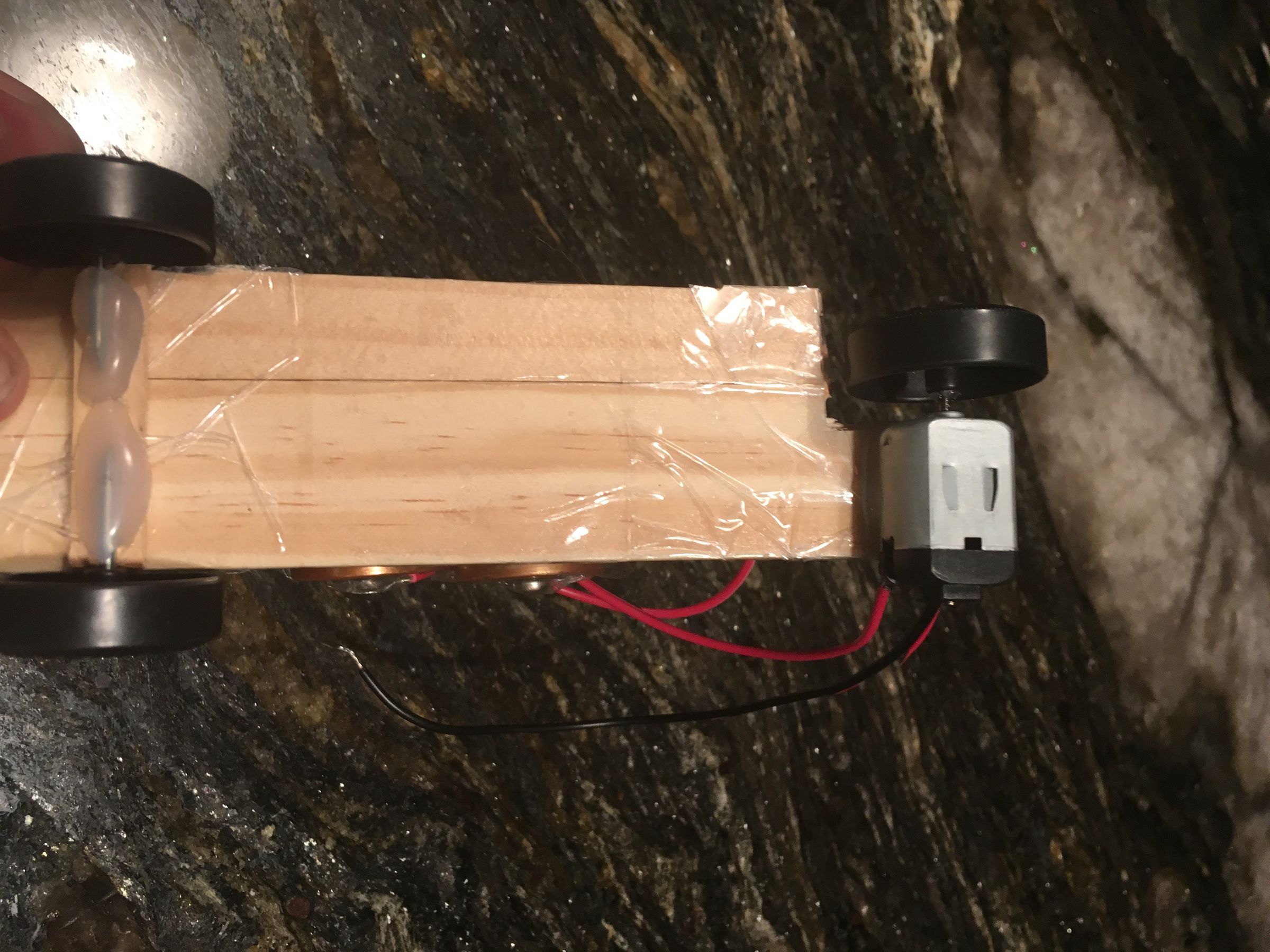 Simple Curcuit Car : 5 Steps - Instructables