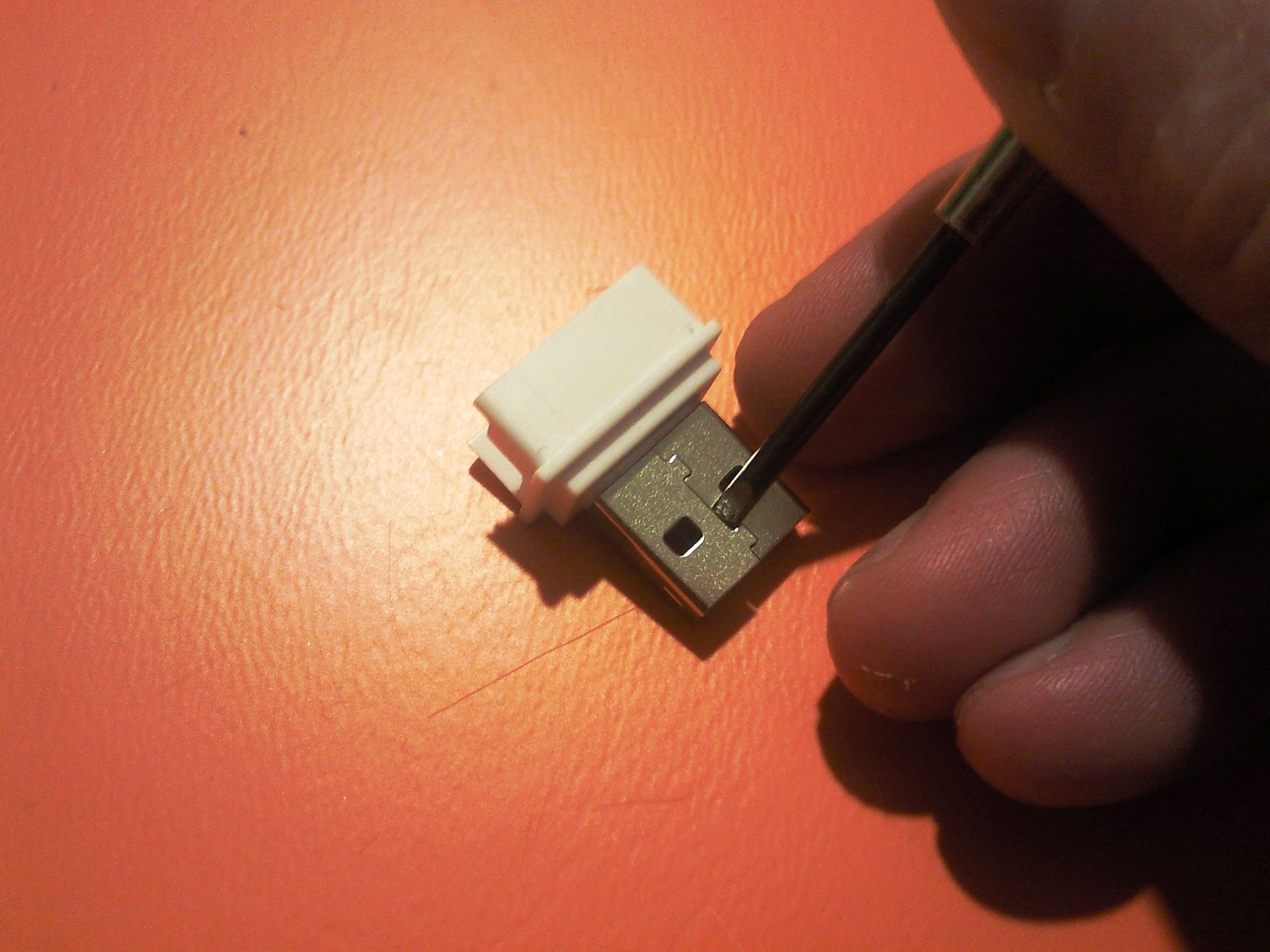 Hack a USB Card Reader : 6 Steps - Instructables