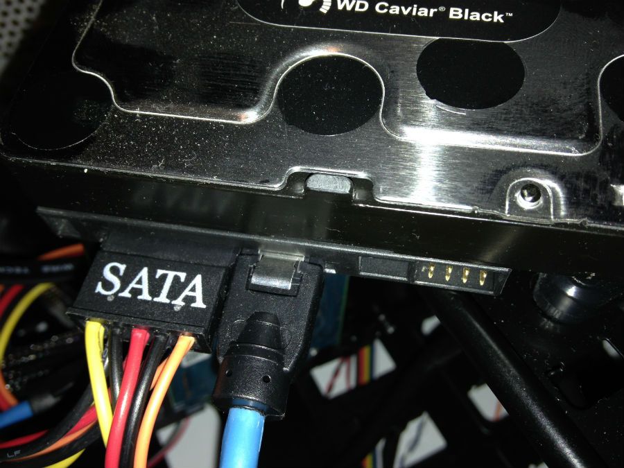 Install a Hard Drive in a PC : 5 Steps - Instructables